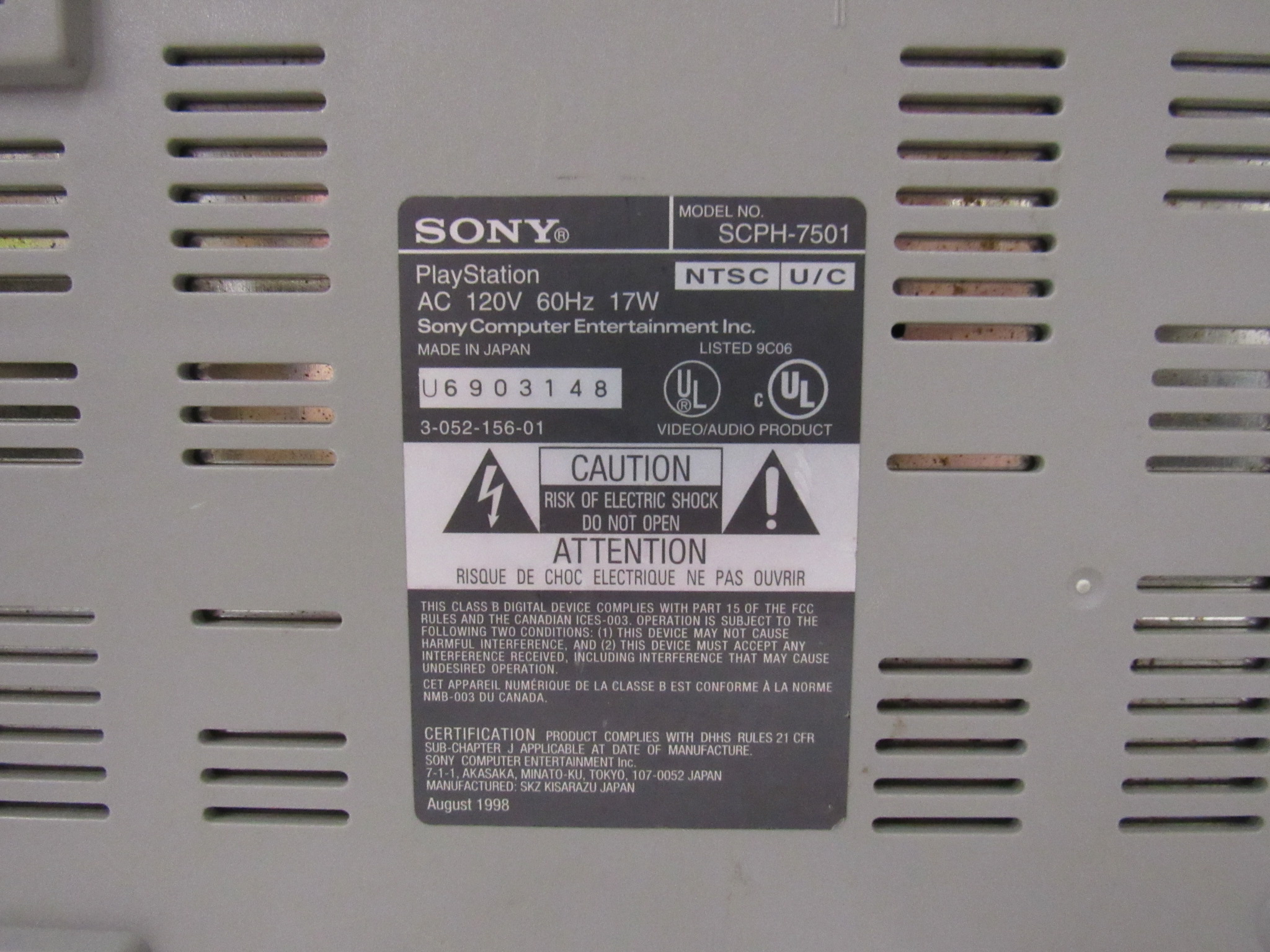 Sony PlayStation SCPH-7501 Video Game Console 64 Game Discs Lot Bundle