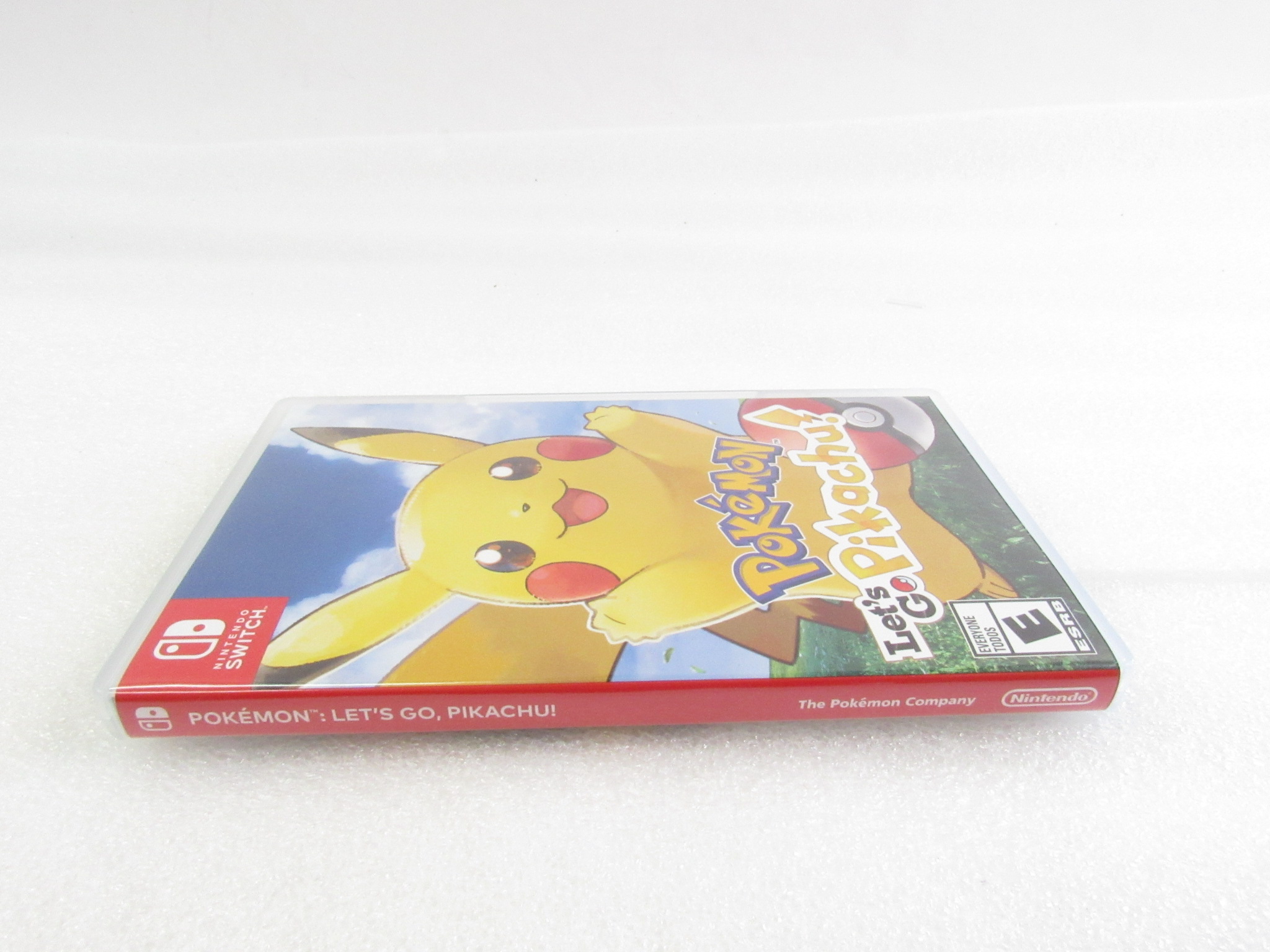 Pokémon Lets go Pikachu Video Game for the Nintendo Switch