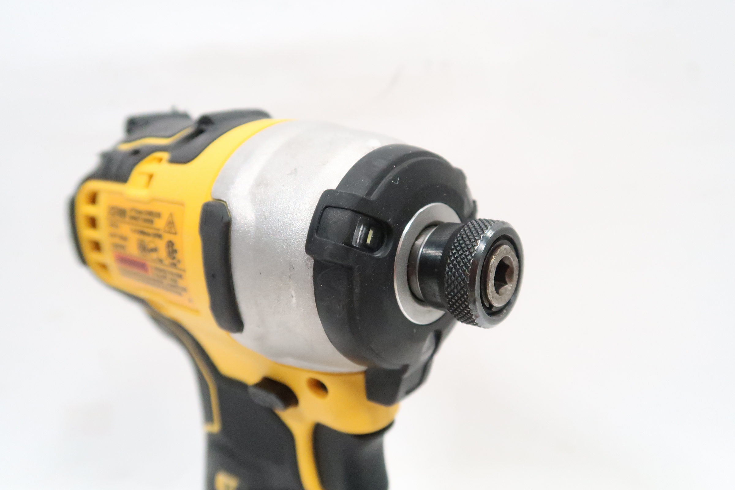 DeWalt DCF809 20V MAX Cordless Brushless Compact 1/4 in. Impact Driver