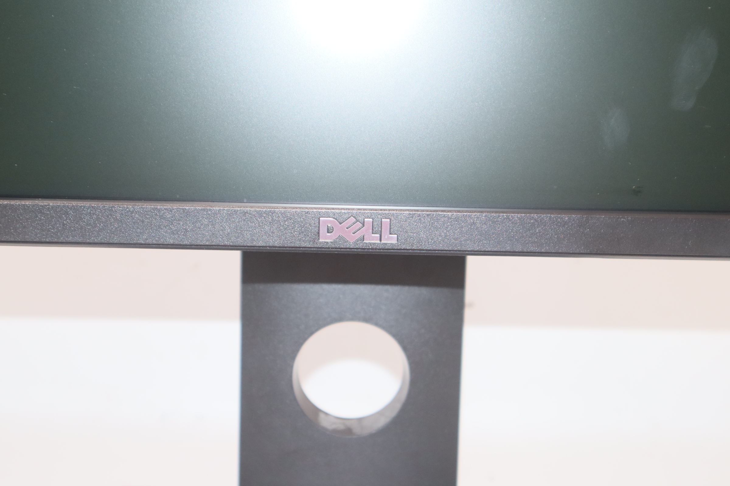Dell P2217 22" Widescreen LCD Flat Panel Monitor BA13 9456