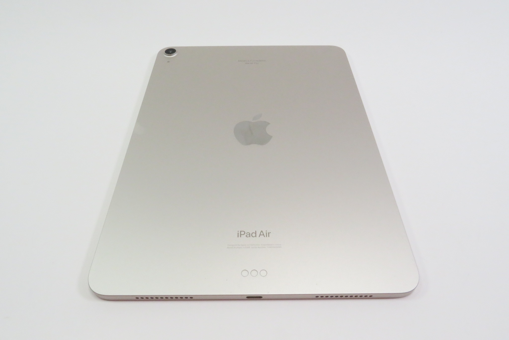 Apple iPad Air 5th Gen A2588 MM9F3LL/A 10.9" Wi-Fi 64GB Tablet