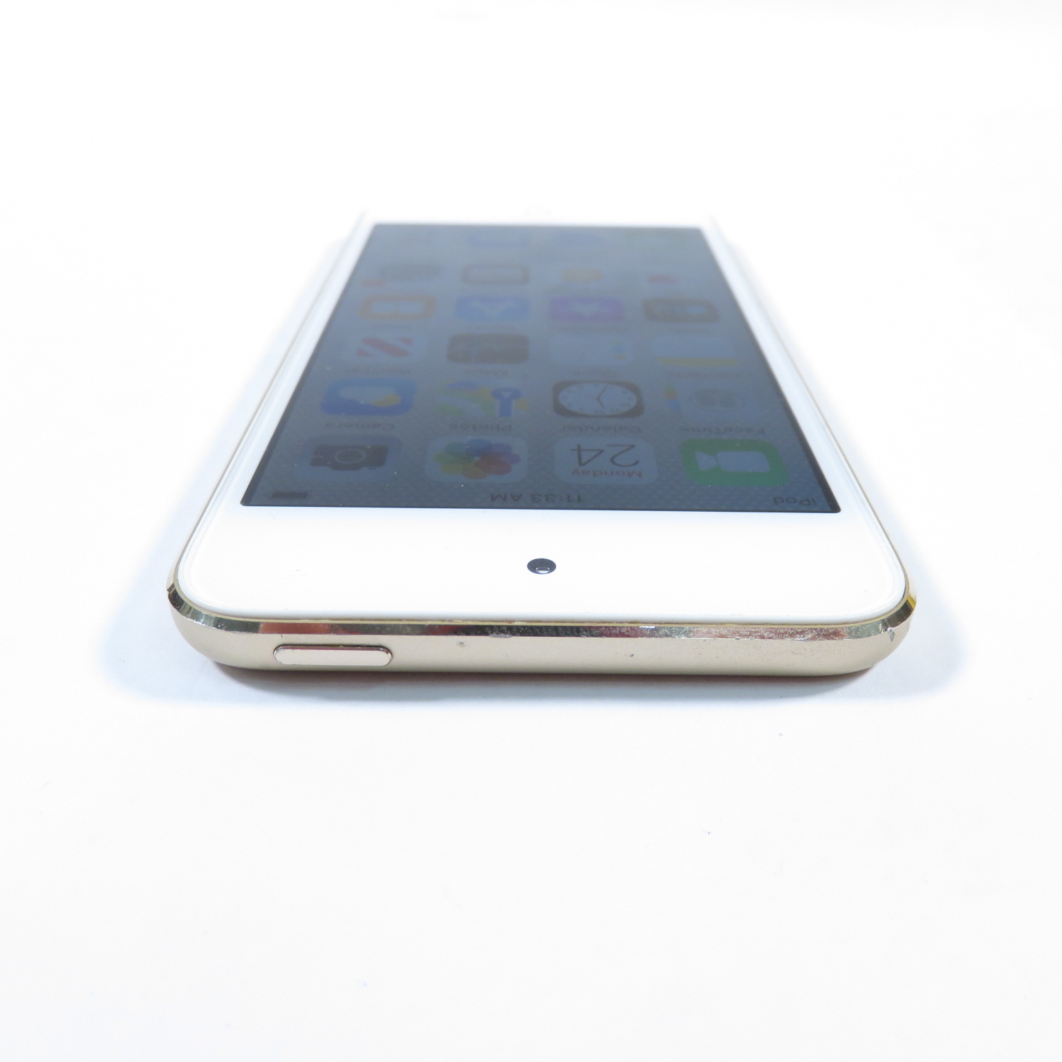 Apple iPod touch 6th Gen MKWM2LL/A 128GB Storage 4" Display MP3 Player