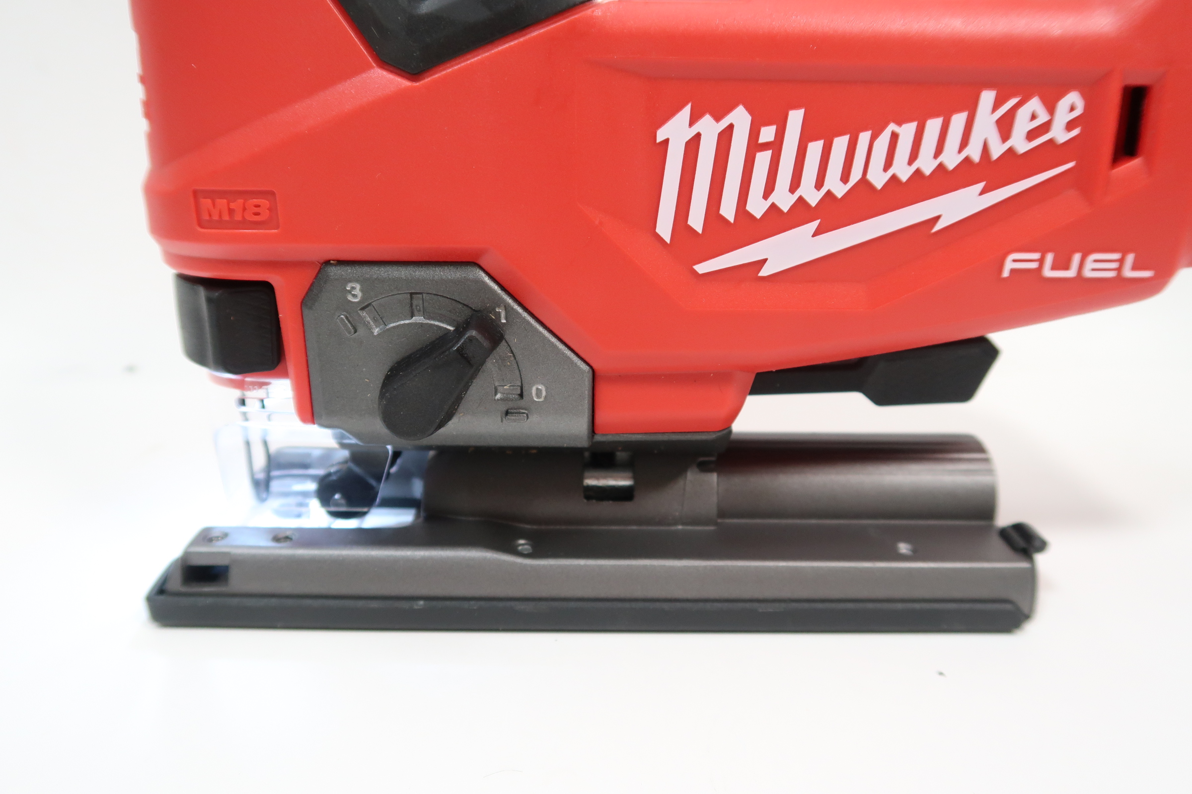 Milwaukee 2737-20 18V Lithium-Ion Brushless Cordless Jig Saw