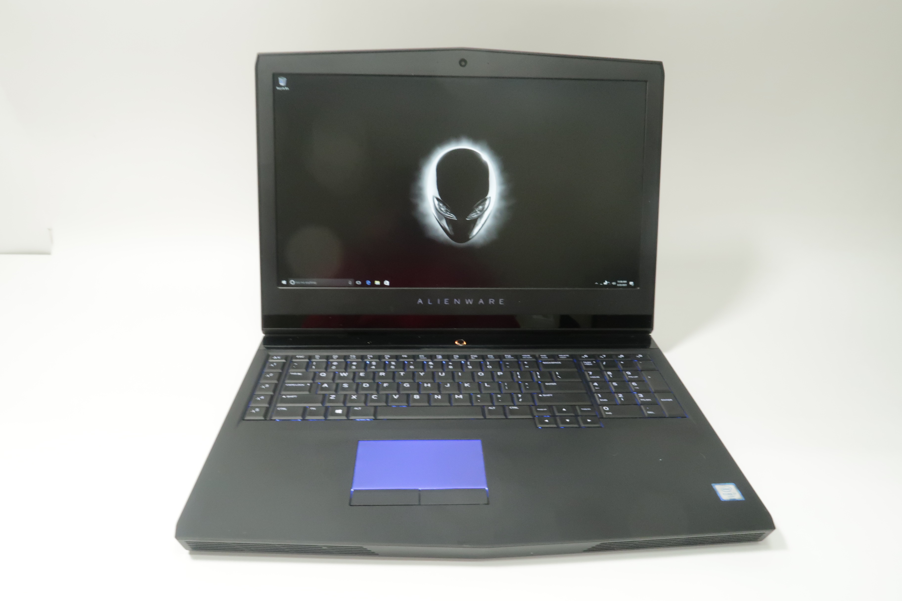 Alienware 17 R4 Win 10 Core i7-6700HQ 2.6GHz GTX 1060 16GB RAM 1TB HDD ...