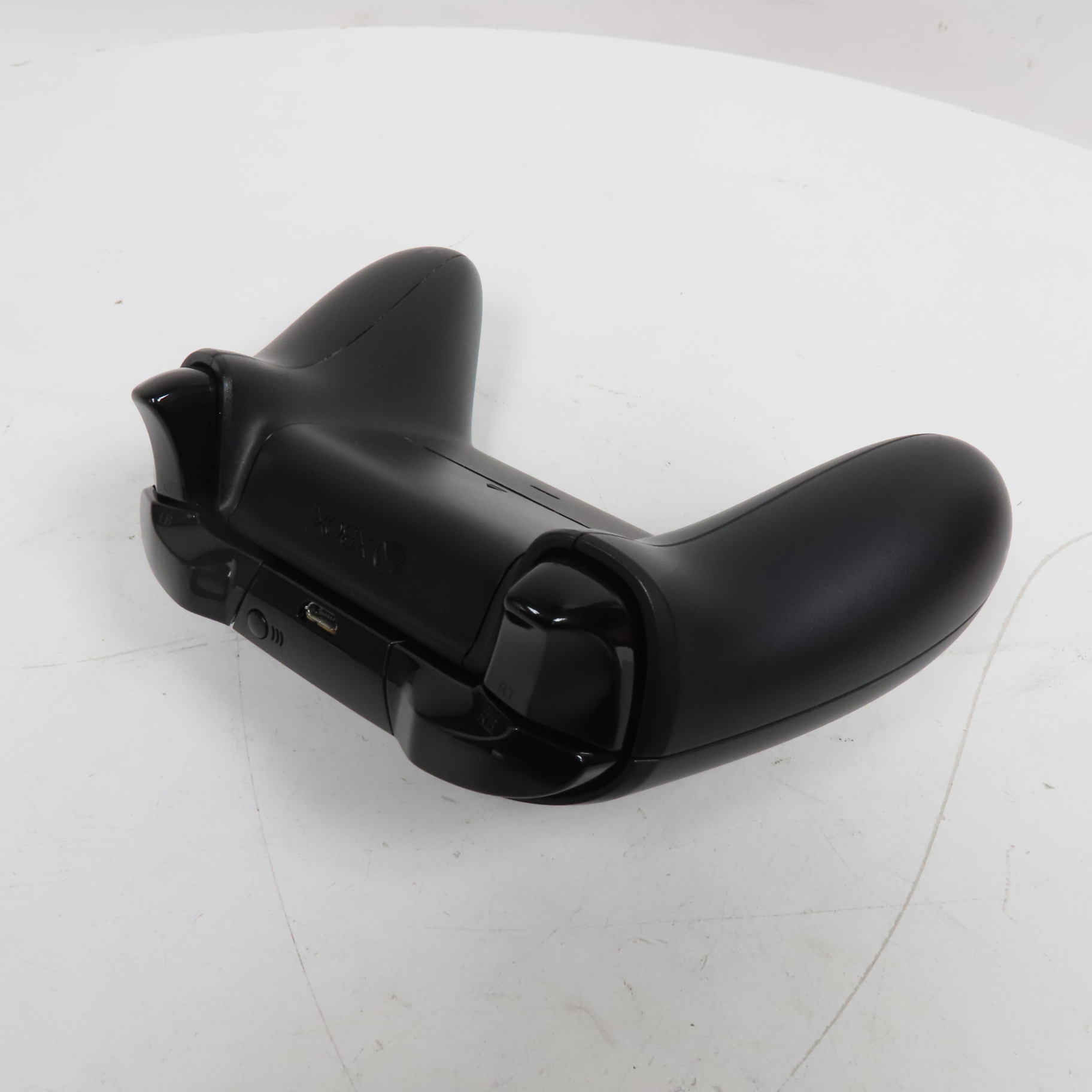 Microsoft 1697 Xbox One Wireless Controller for Xbox One/PC - Black (1123)