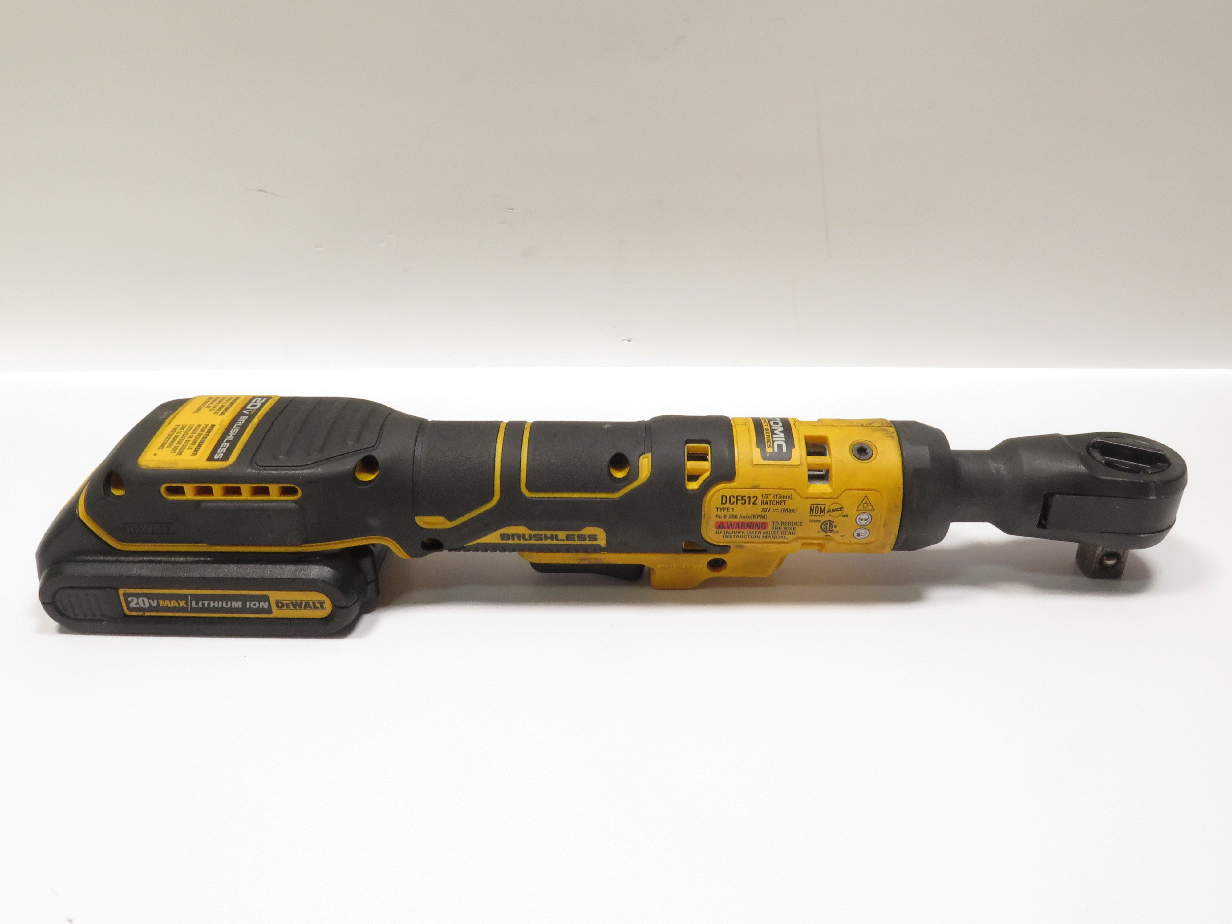 DeWalt DCF512 ATOMIC 20V MAX Cordless 1/2 in. Ratchet 6648