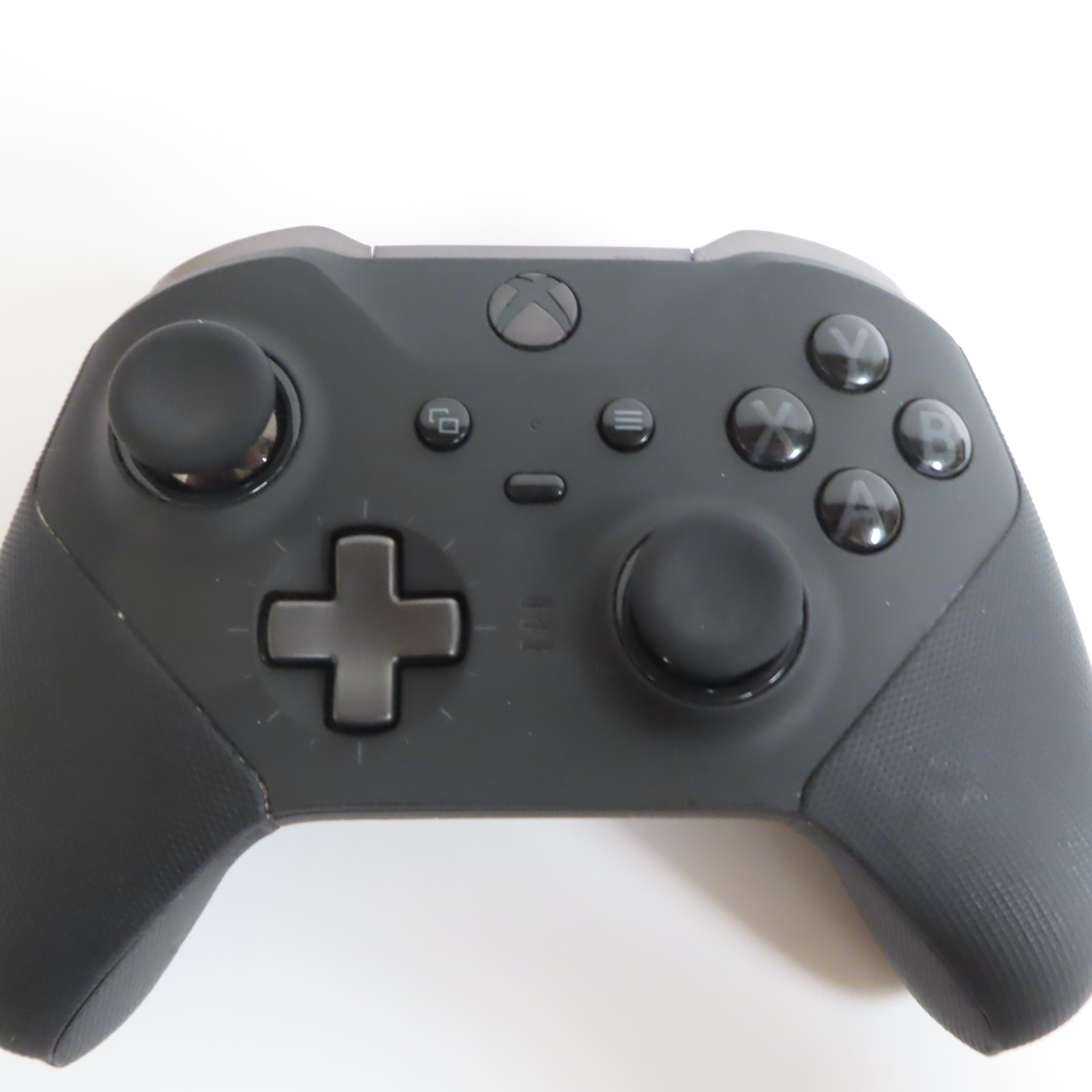 Microsoft 1797 Xbox Elite Series 2 Pro Controller for Xbox/PC - Black ...