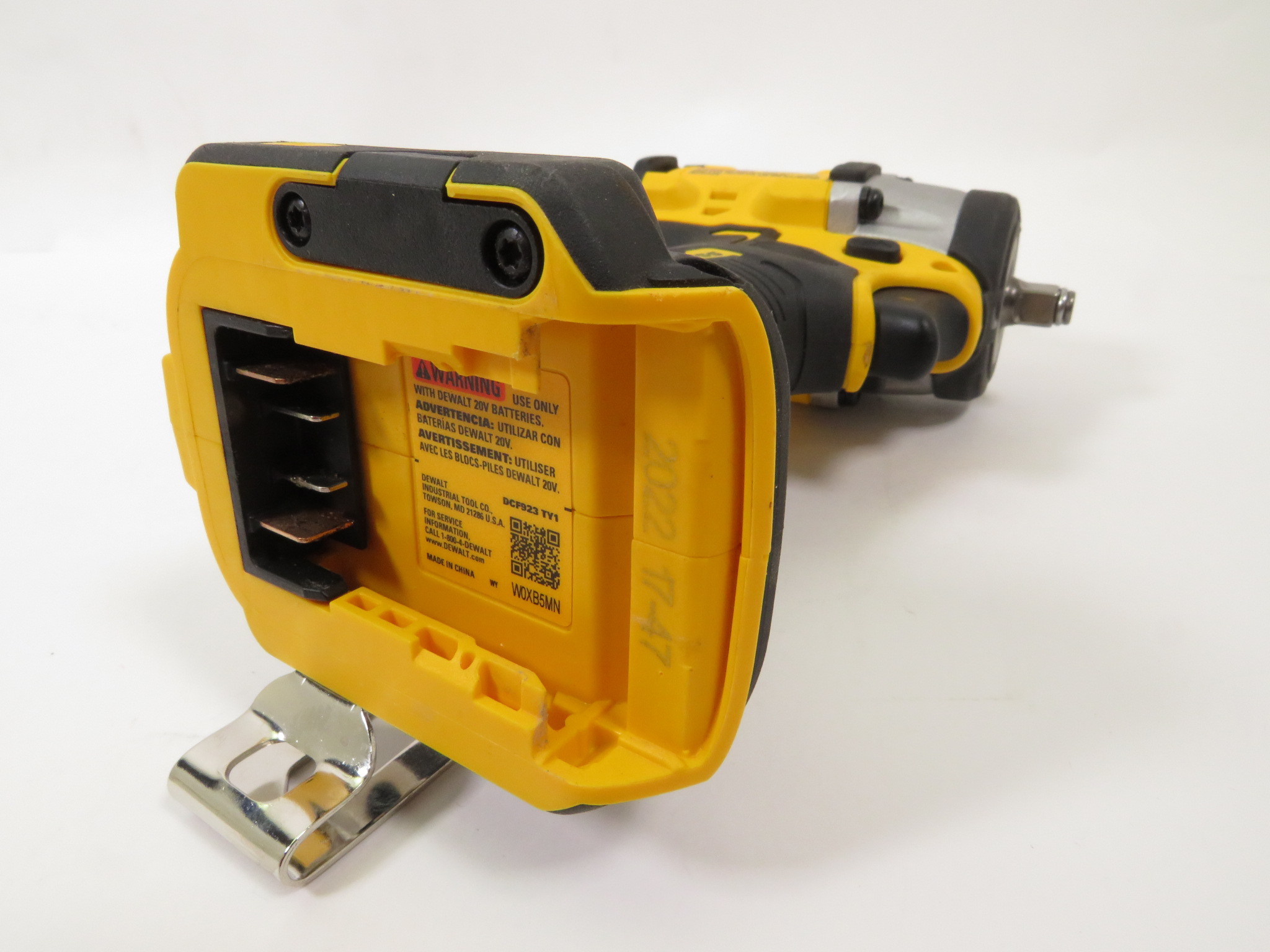 DeWalt DCF923 3/8" Brushless Cordless Compact Wrench
