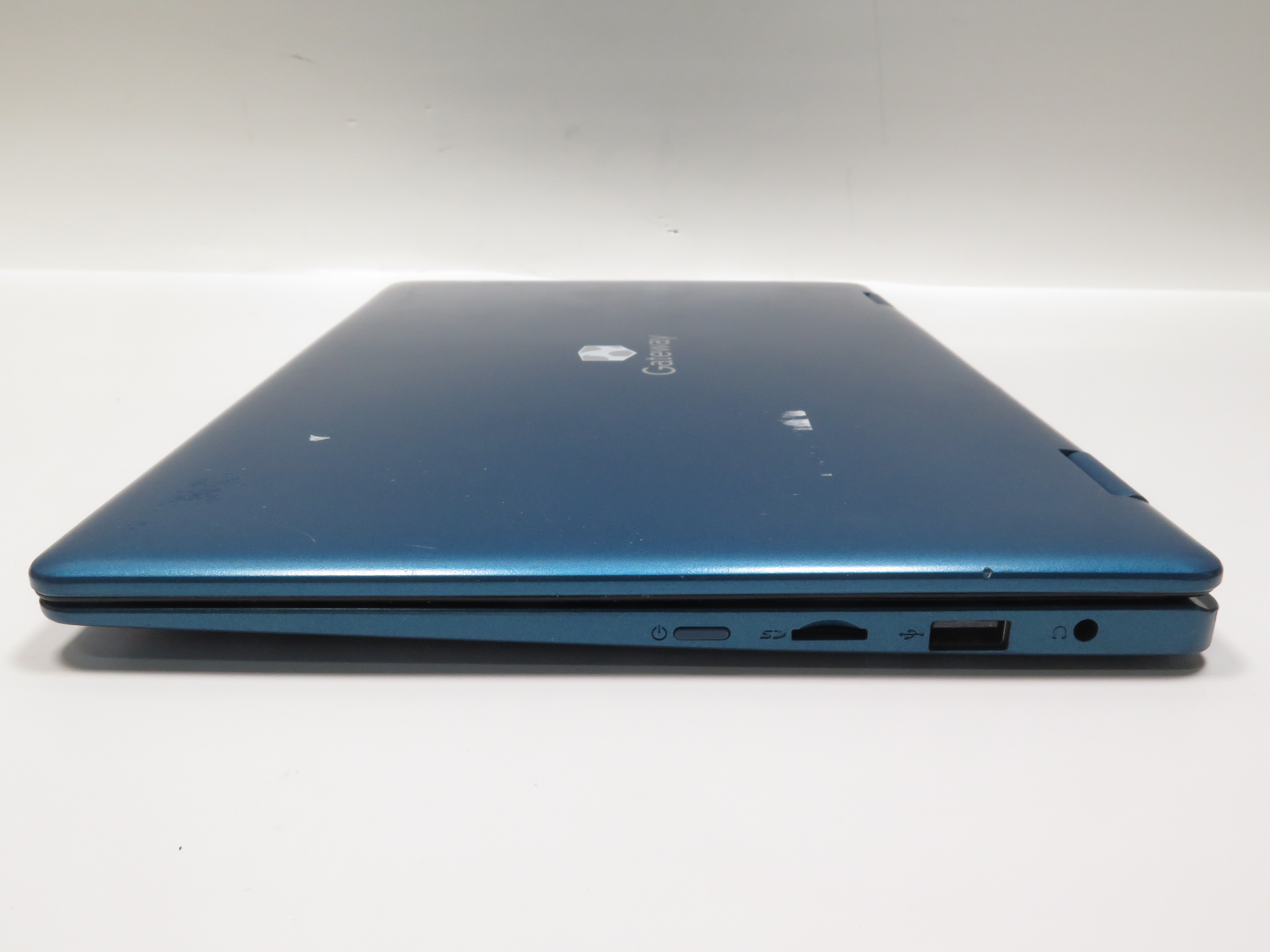 Gateway GWTC116-2BL Intel Celeron N4020 1.10GHz 4GB RAM 64GB SSD 11.6"