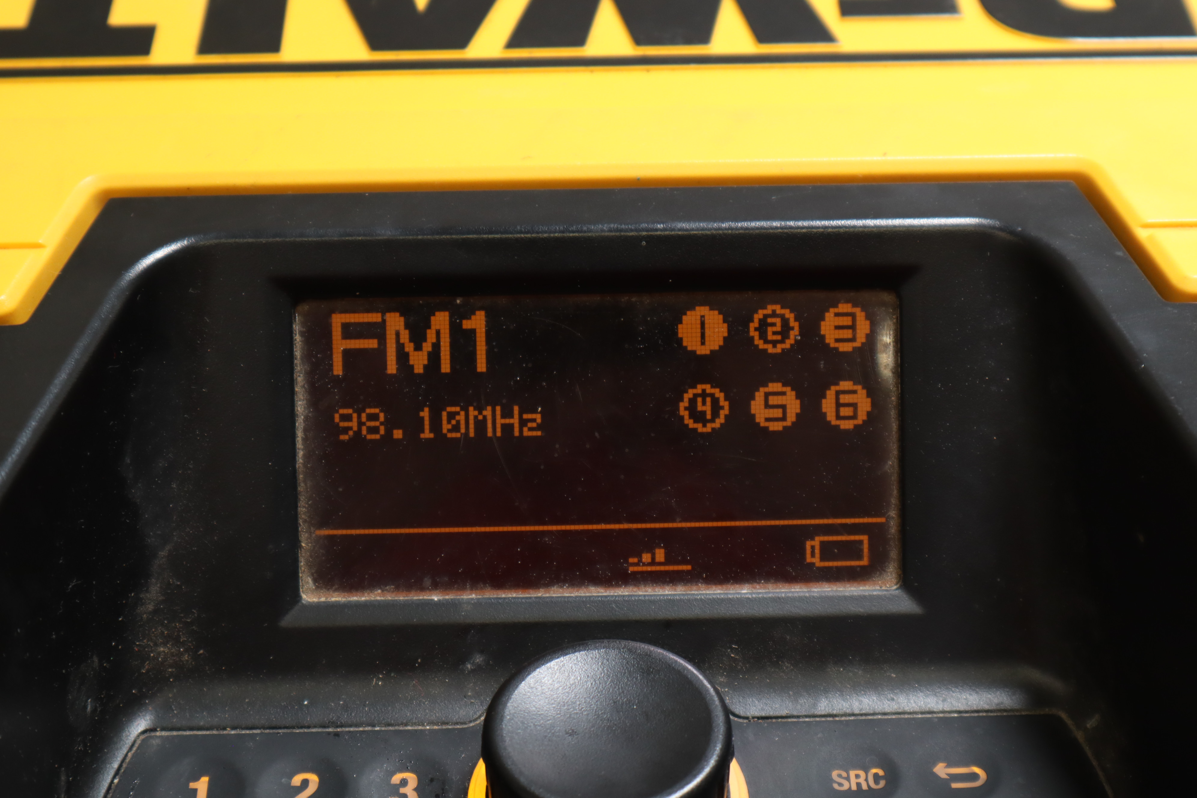 DeWalt DWST08810 ToughSystem Bluetooth Music Charger Portable Radio