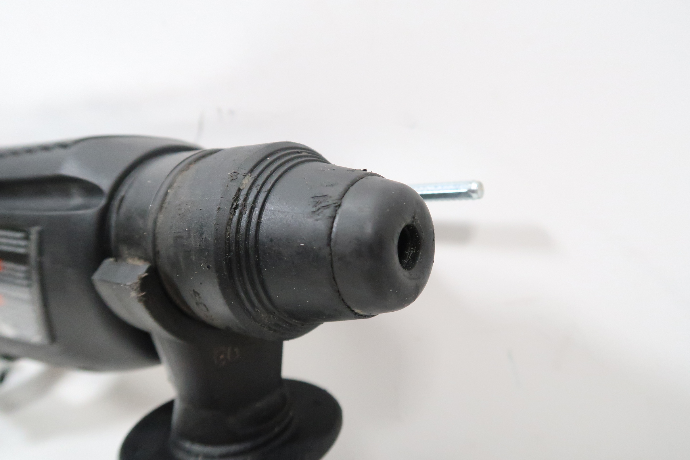 Bosch 11255VSR Bulldog Xtreme 8Amp 1" Corded SDS-Plus Rotary Hammer Drill