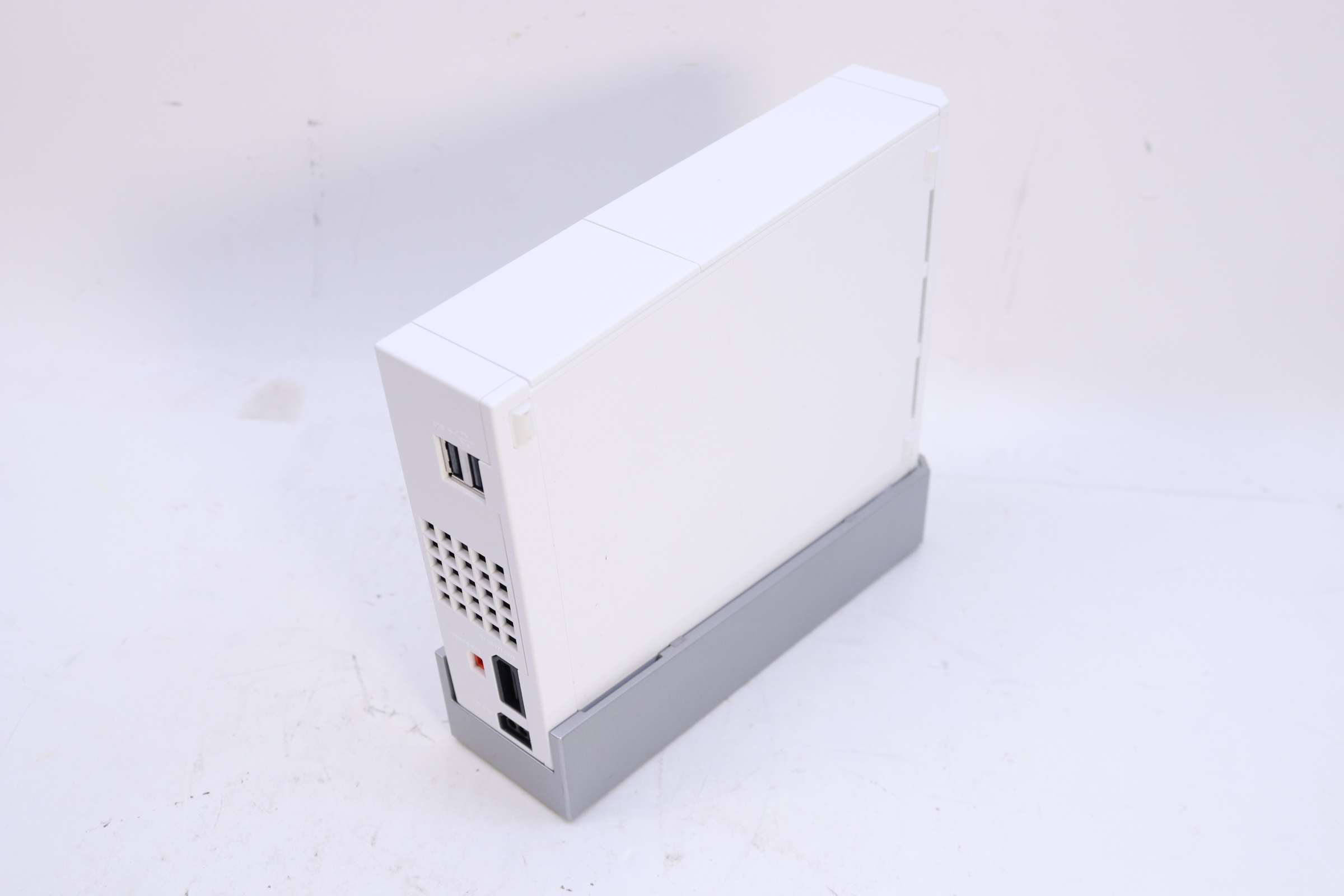 Nintendo Wii RVL-001 512MB White Body Home Video Gaming Console - 5612