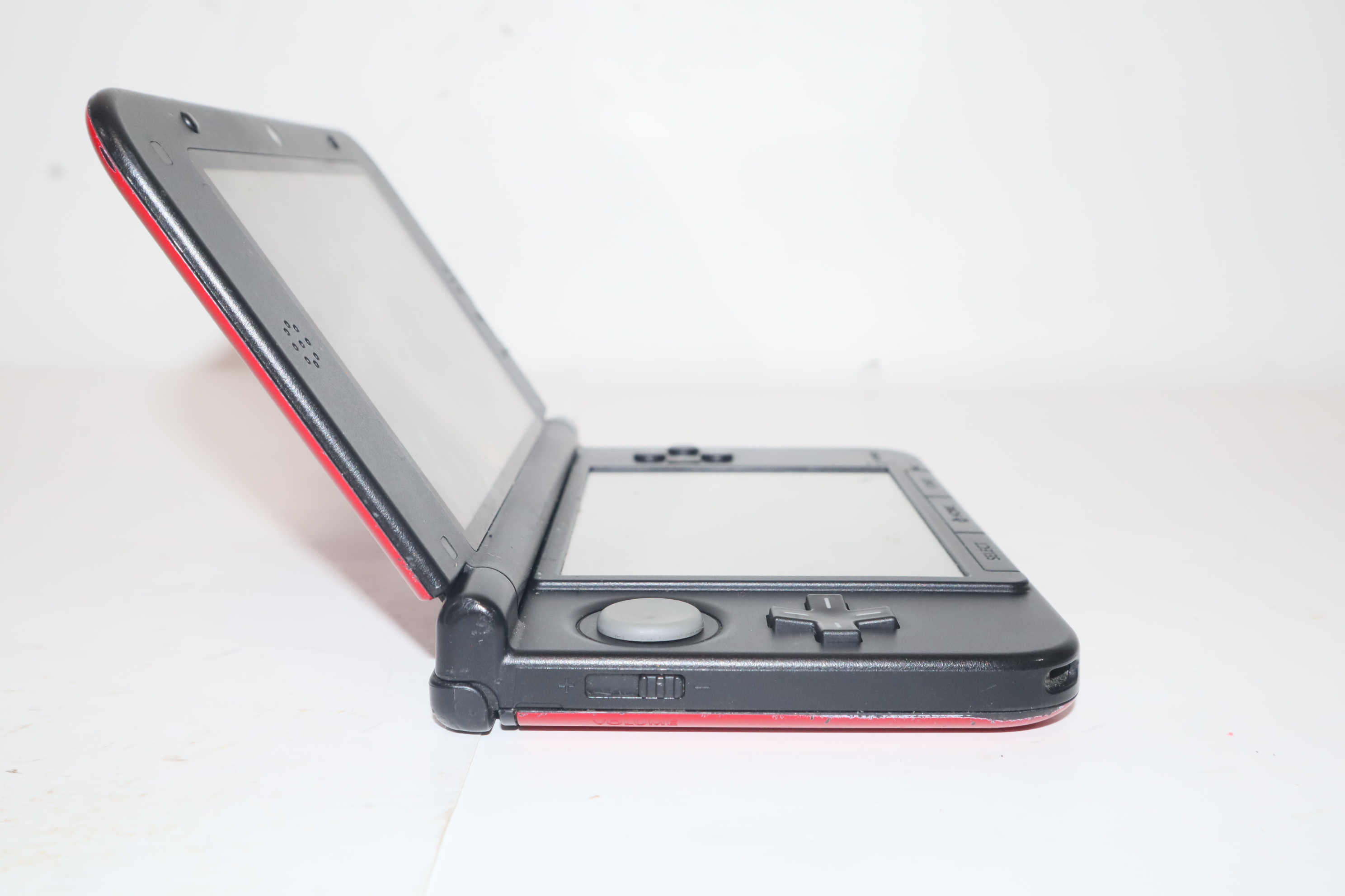 Nintendo SPR-001 Red 3DS XL Older Model Wi-Fi Able Handheld Gaming ...