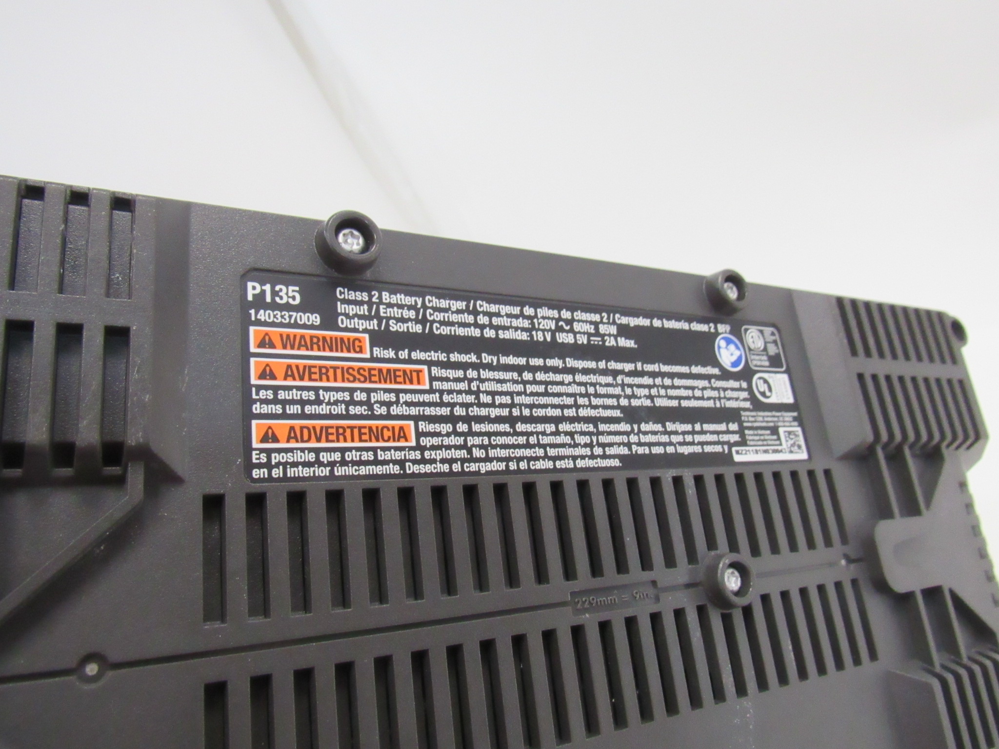 Ryobi P135 SuperCharger 4Ah Battery Set