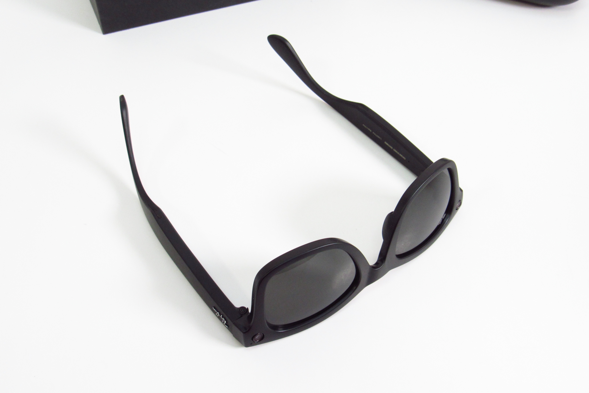 Ray-Ban Stories Wayfarer Luxottica (RW4002) Matte-Black Sunglasses