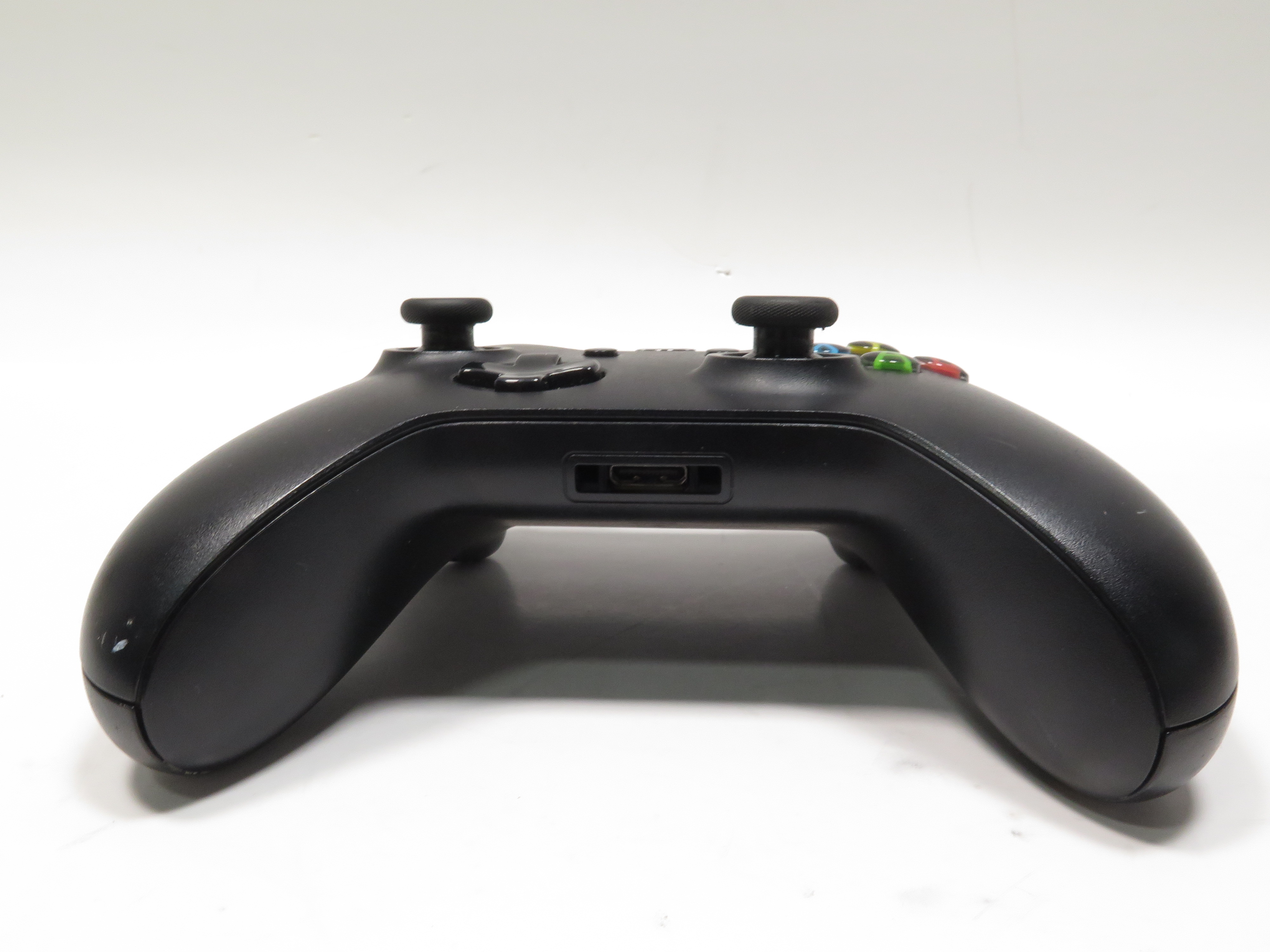 Microsoft 1537 Xbox One Wireless Controller - Black 5457