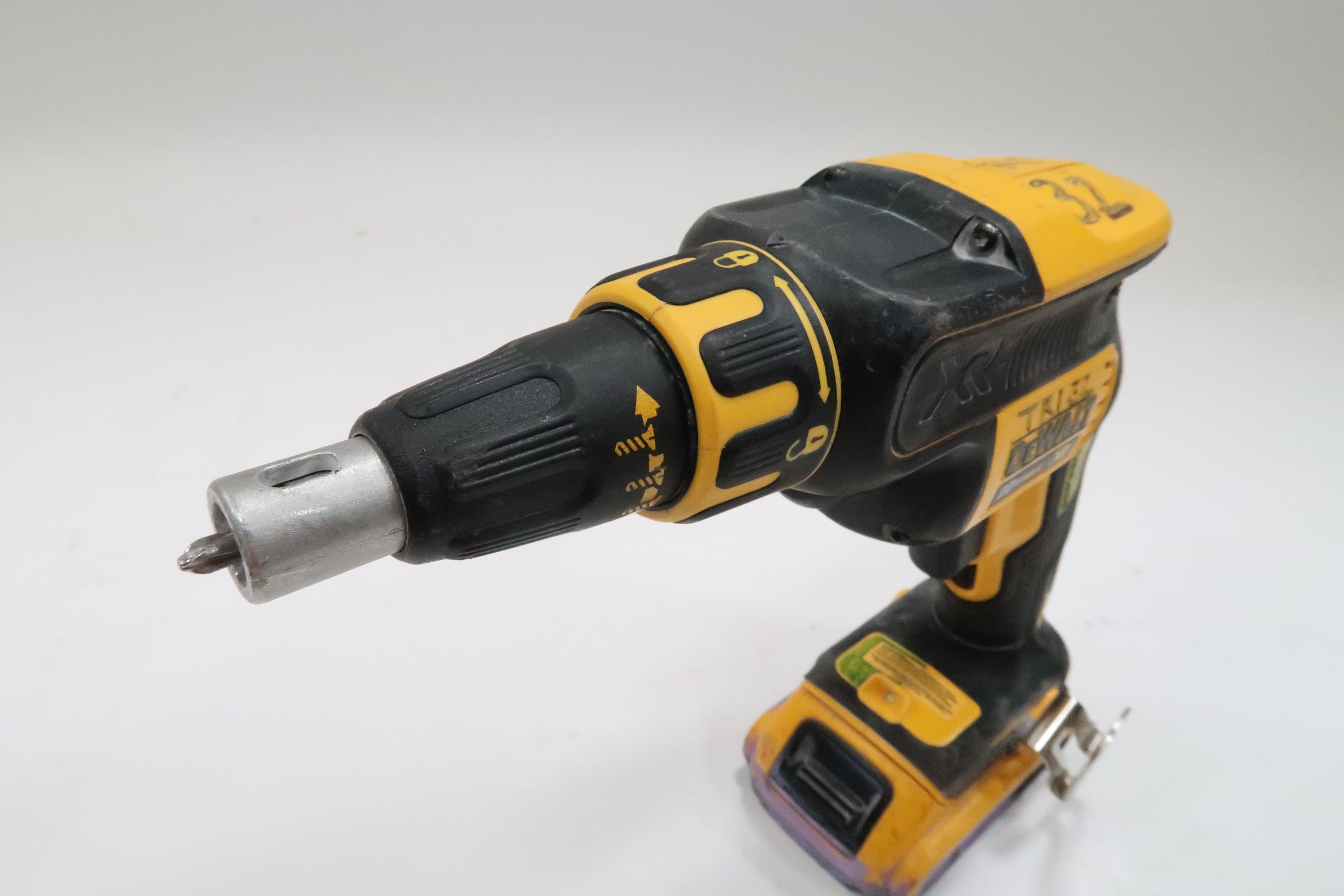 DeWalt DCF620 20V MAX XR Cordless Brushless Drywall Screw Gun 8843