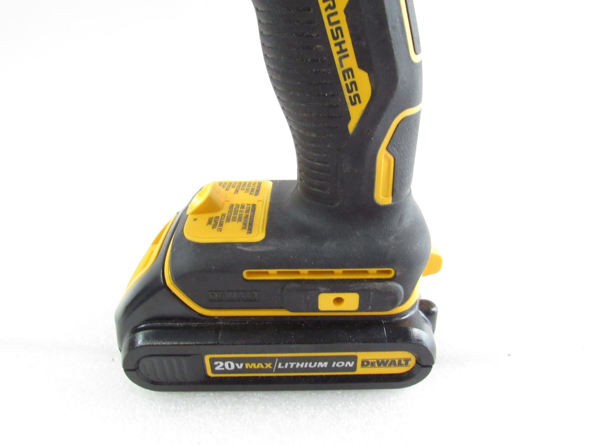 DEWALT DCD708 ATOMIC 20-Volt MAX Cordless Brushless Compact 1/2 in ...