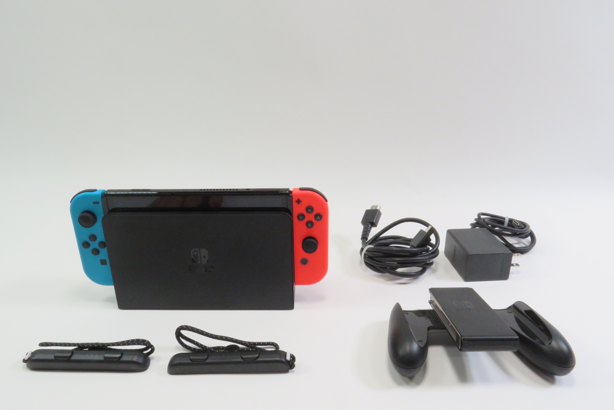 Nintendo Switch OLED HEG-001 64GB Video Game Console 0351