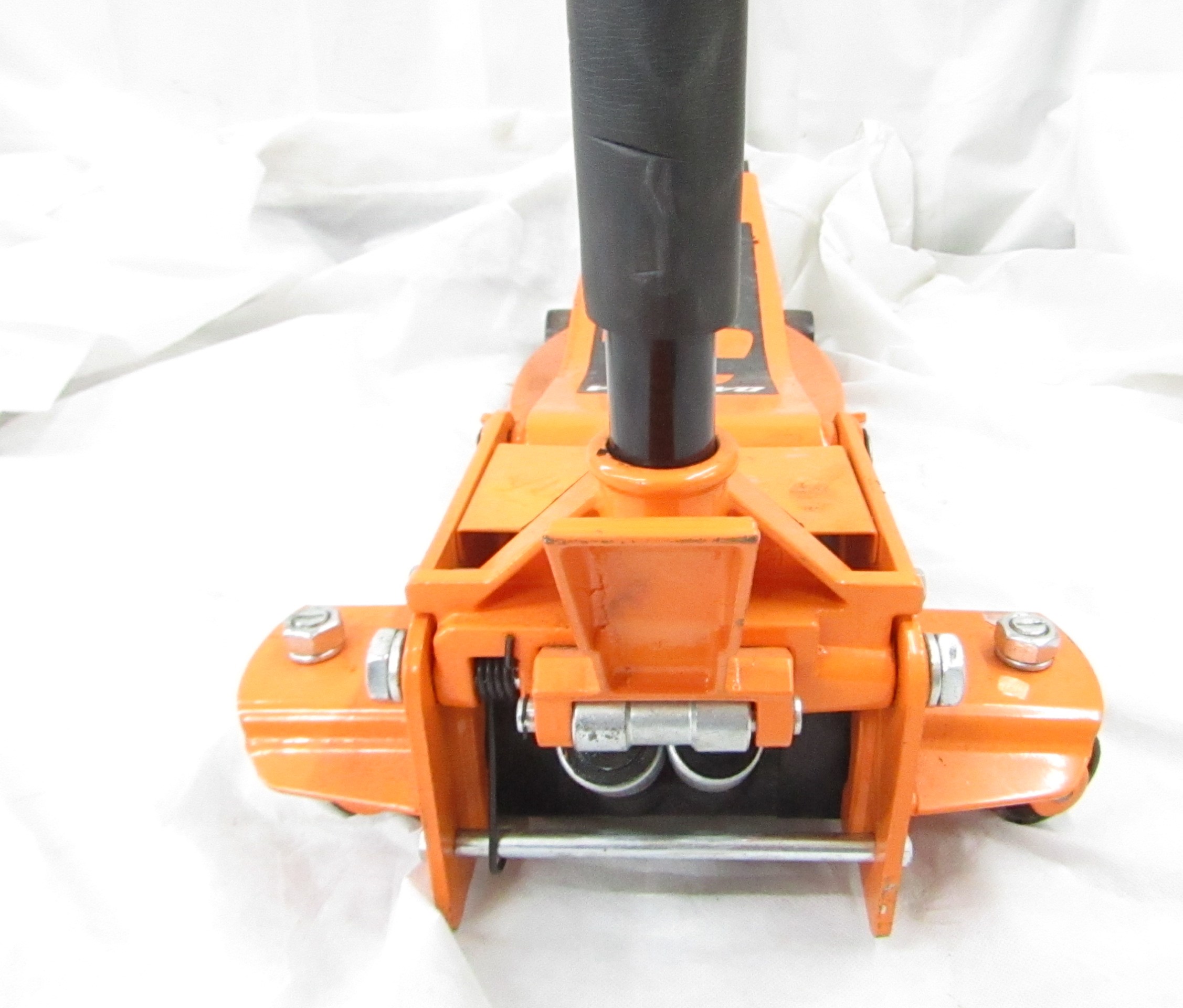 Daytona 3 Ton Long Reach High Performance Jack DS300LR - Local Pickup Only