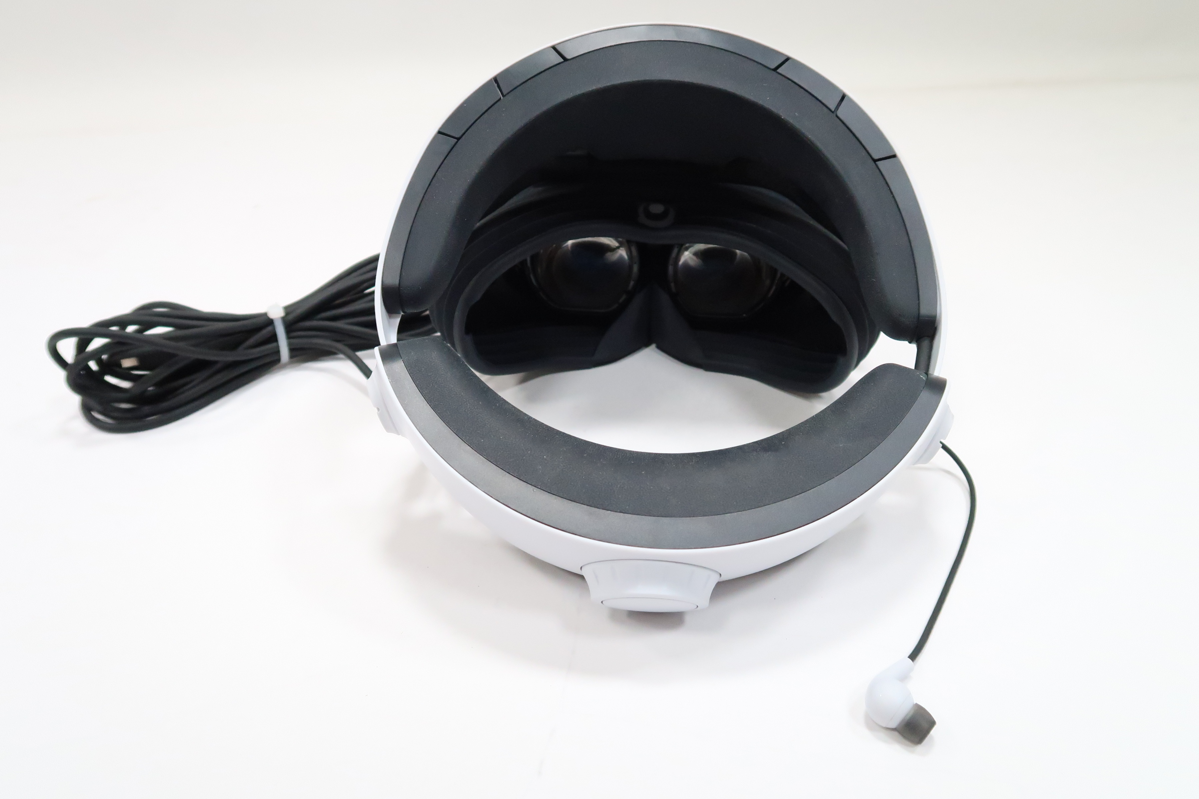 Sony CFI-ZVR1 PlayStation VR2 PlayStation 5 Virtual Reality Headset 3272