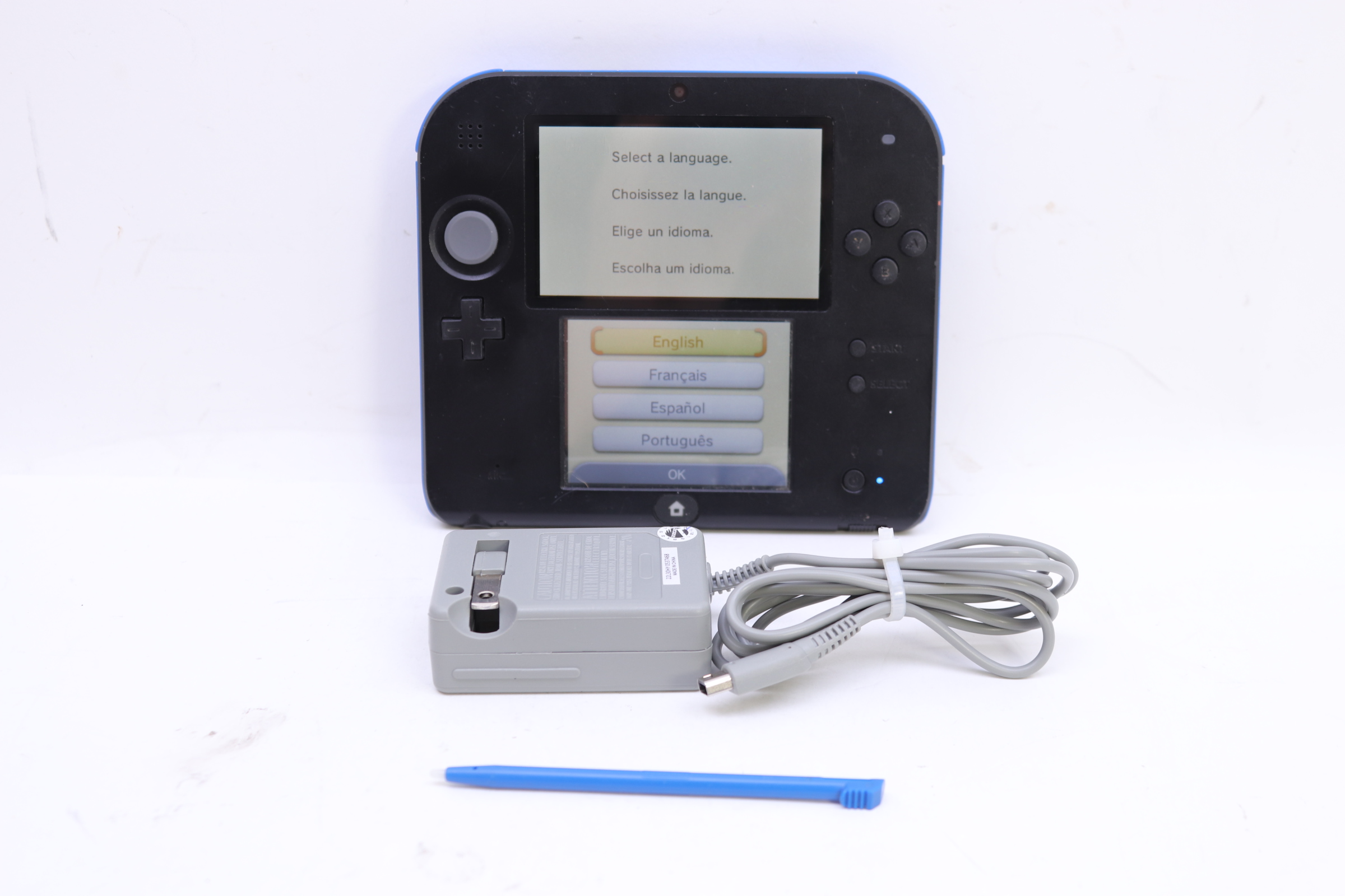 Nintendo 2DS FTR-001 Dual Screen 2D Handheld Video Game Console - 7573