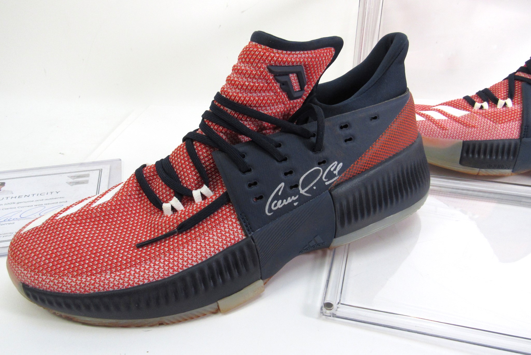 Carlos Correra Auto MN Twins Player-Issued Fanatics Authenticated MLB Shoes