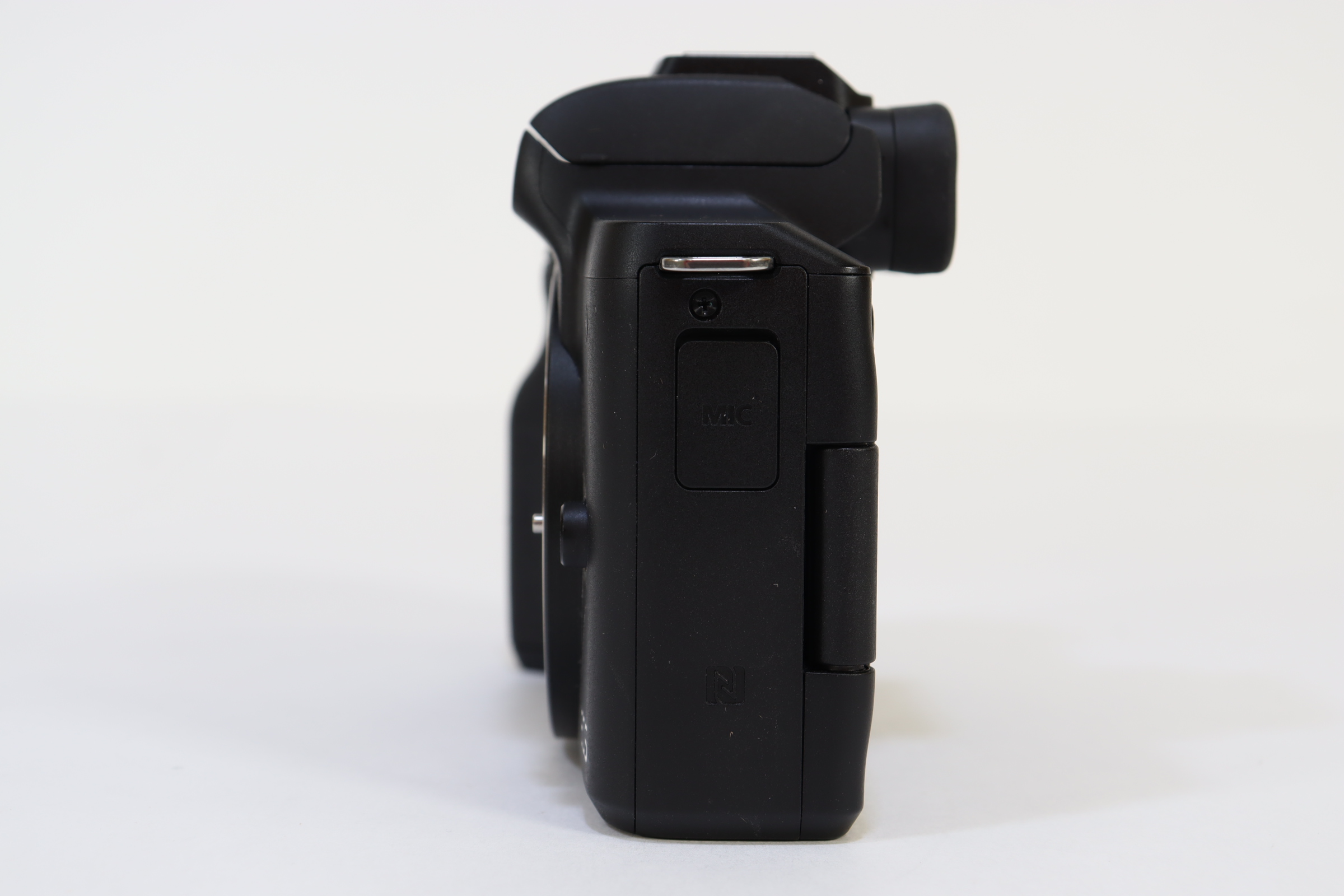 Canon EOS M50 Mark II 24.1 Megapixel CMOS Wi-Fi/Bluetooth Mirrorless Camera