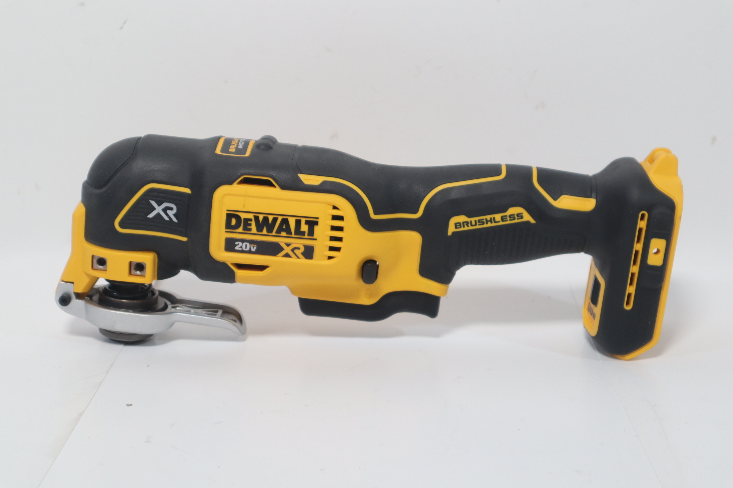 DeWalt DCS356 20V MAX XR Brushless Cordless 3-Speed Oscillating Multi ...