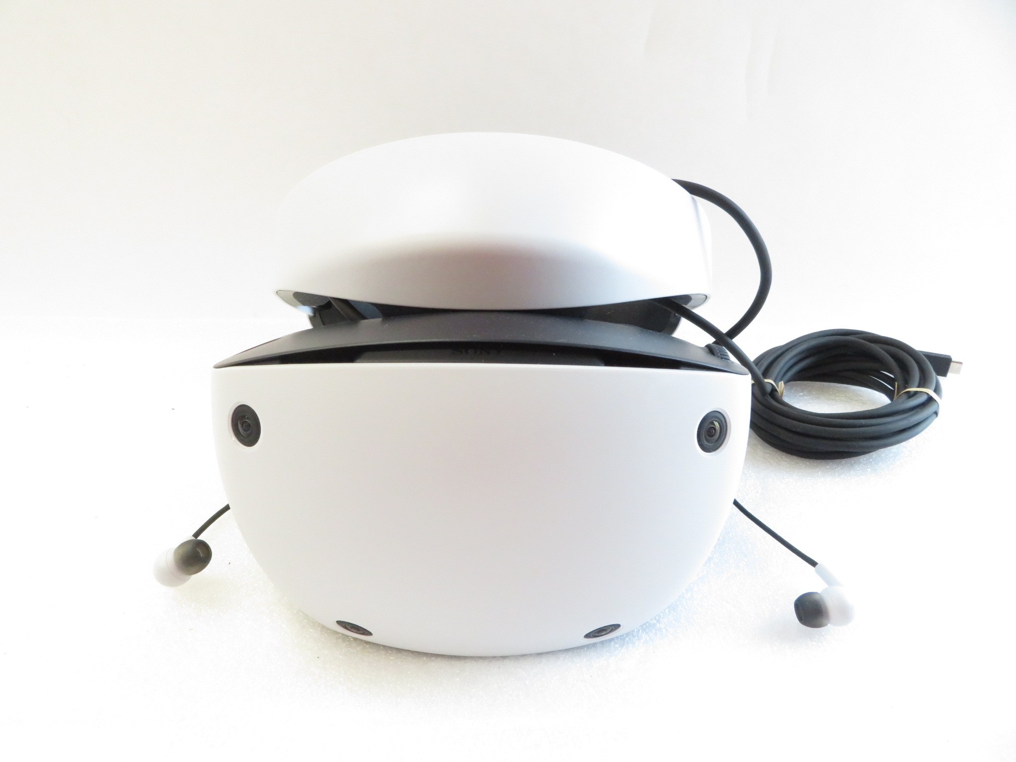 Sony PlayStation VR2 CFI-ZVR1 4K HDR Sense Technology VR Gaming Headset
