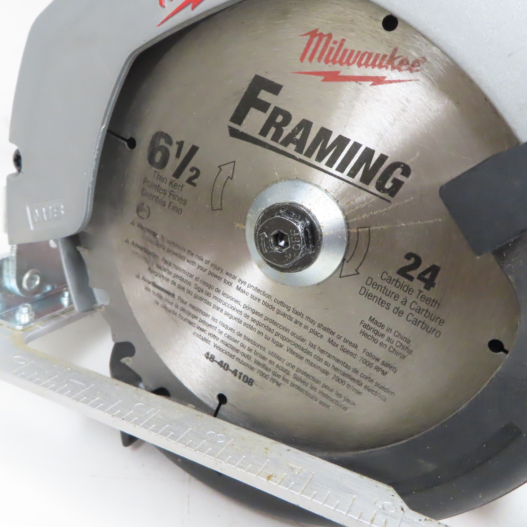 Milwaukee 2630-20 M18 18V 6-1/2" Cordless Circular Saw