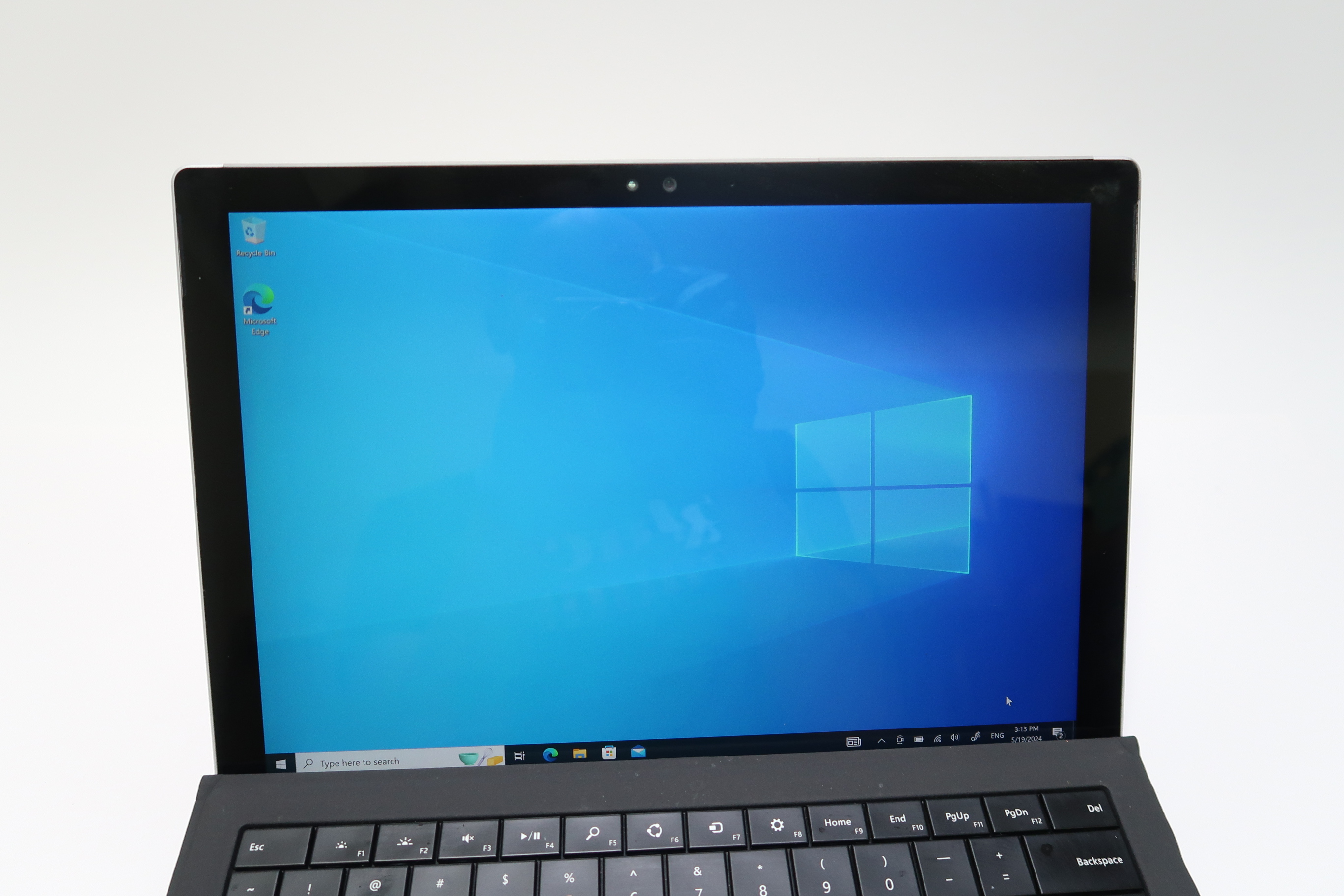 Microsoft Surface Pro 4 1724 Win 10 Core i5-6300U 2.4GHz 4GB RAM 256GB ...