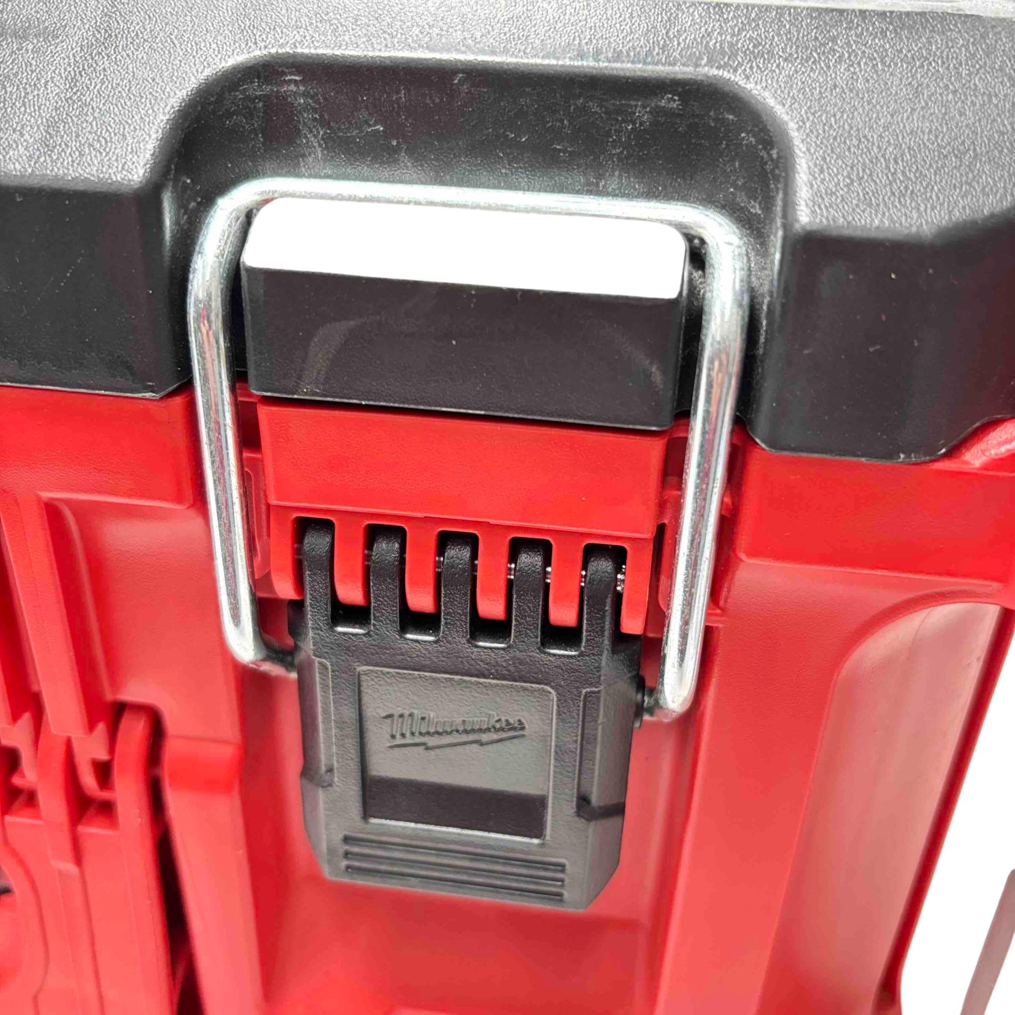 Milwaukee PACKOUT Modular Tool Box System