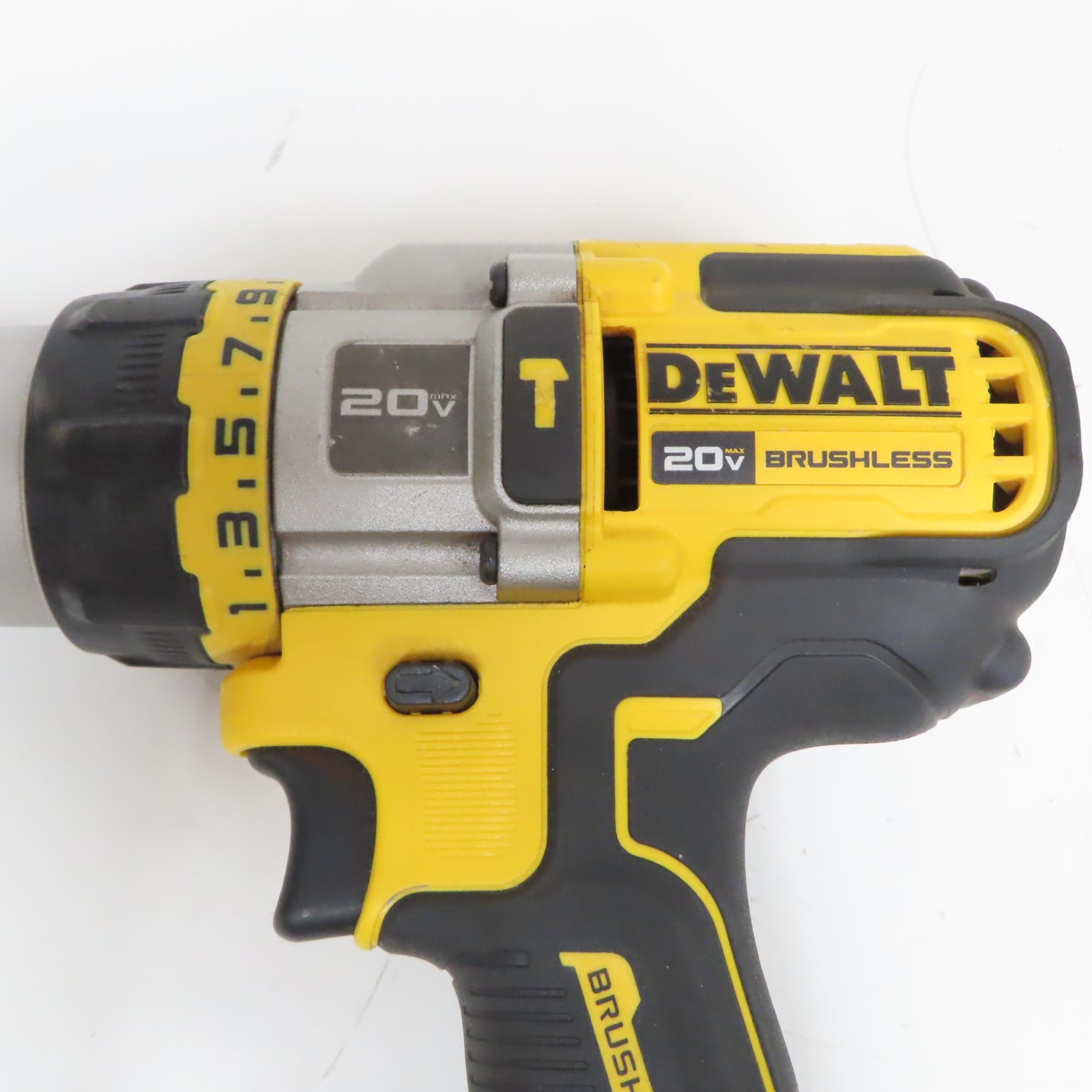 DeWalt DCD999 MAX 20V 1/2" Cordless Hammer Drill/Driver