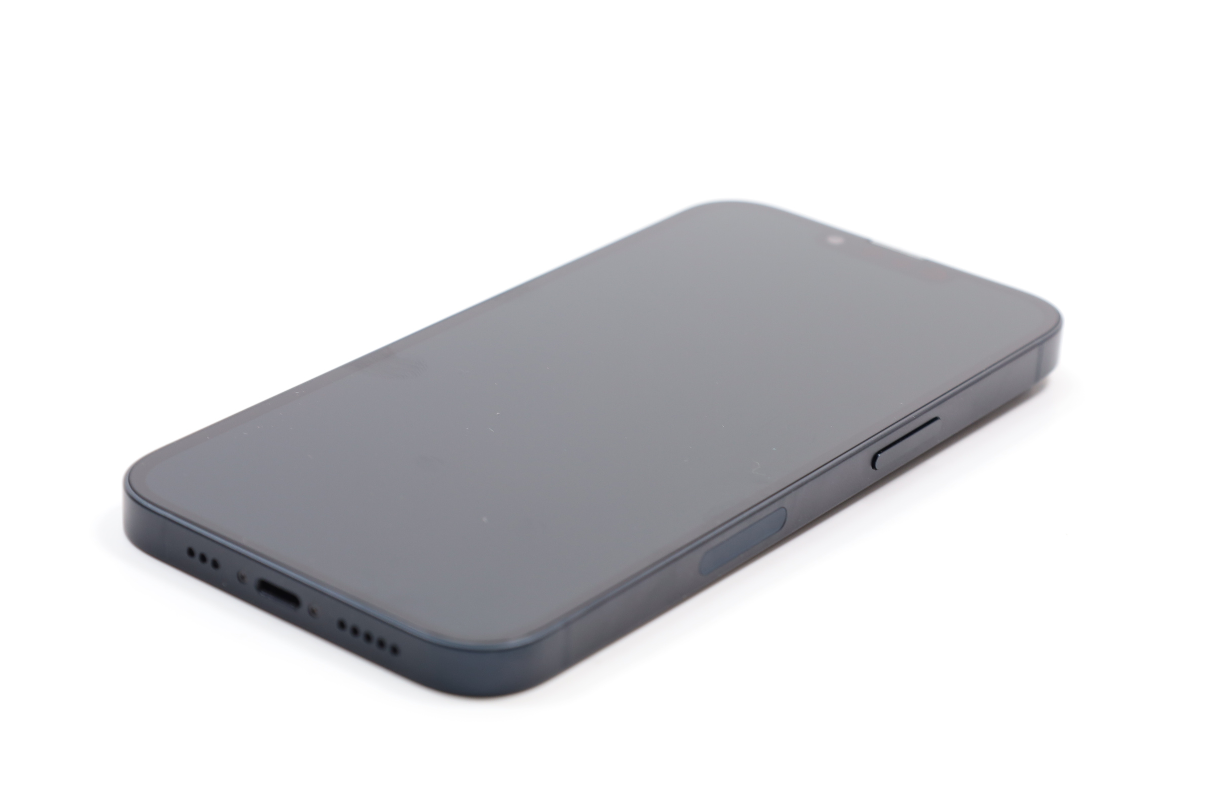 Apple iPhone 13 ML933LL/A 128GB 5G AT&T 6.1" Smartphone - Midnight