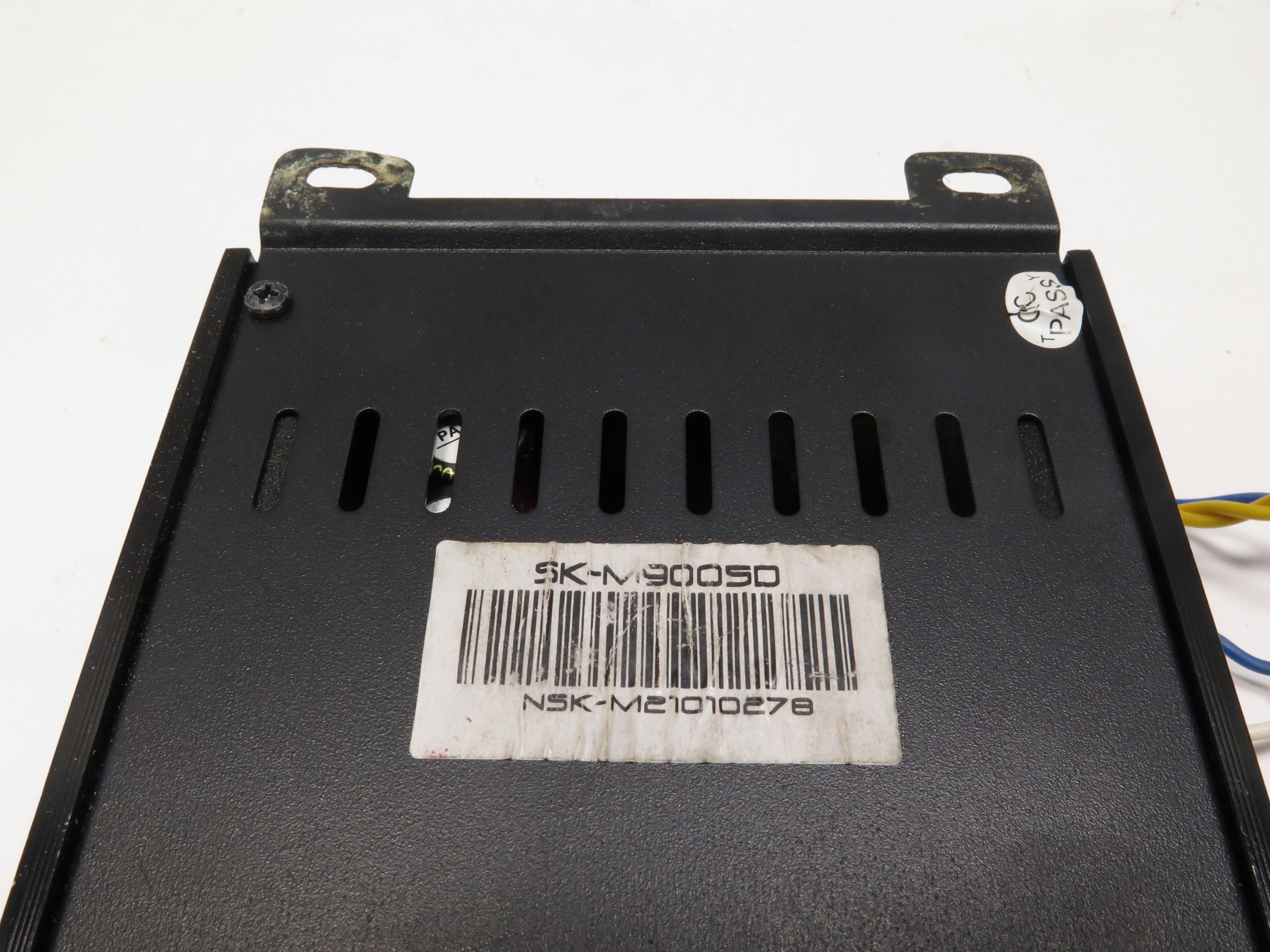 Skar SK-M9005D 900 Watt 5-Channel Car Amplifier 5061