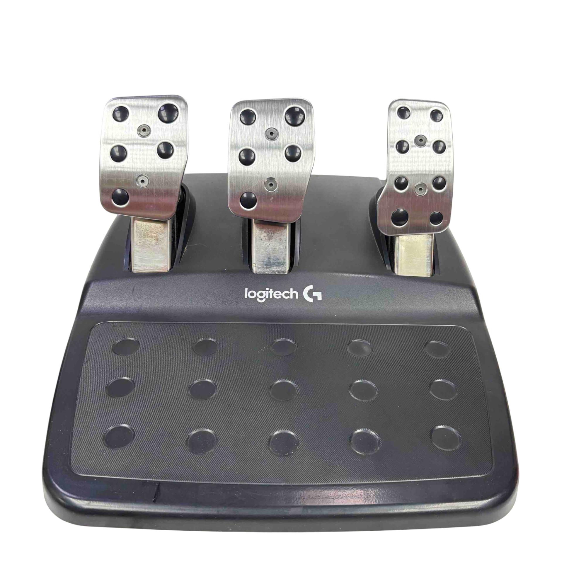 Logitech G920 Driving Force Racing Wheel / Pedal / Shifter Combo Set