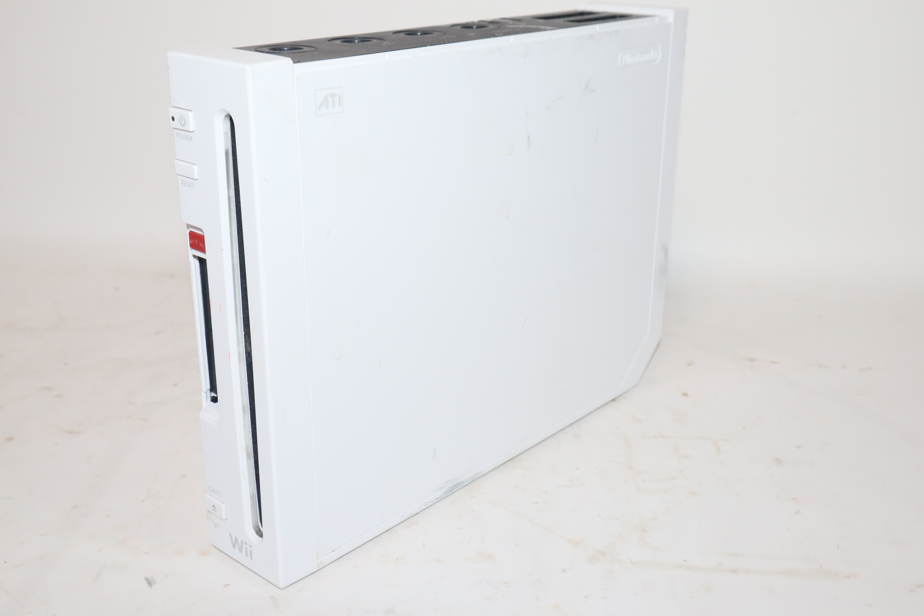 Nintendo RVL-101 White Wii Home Video Gaming Console 5455