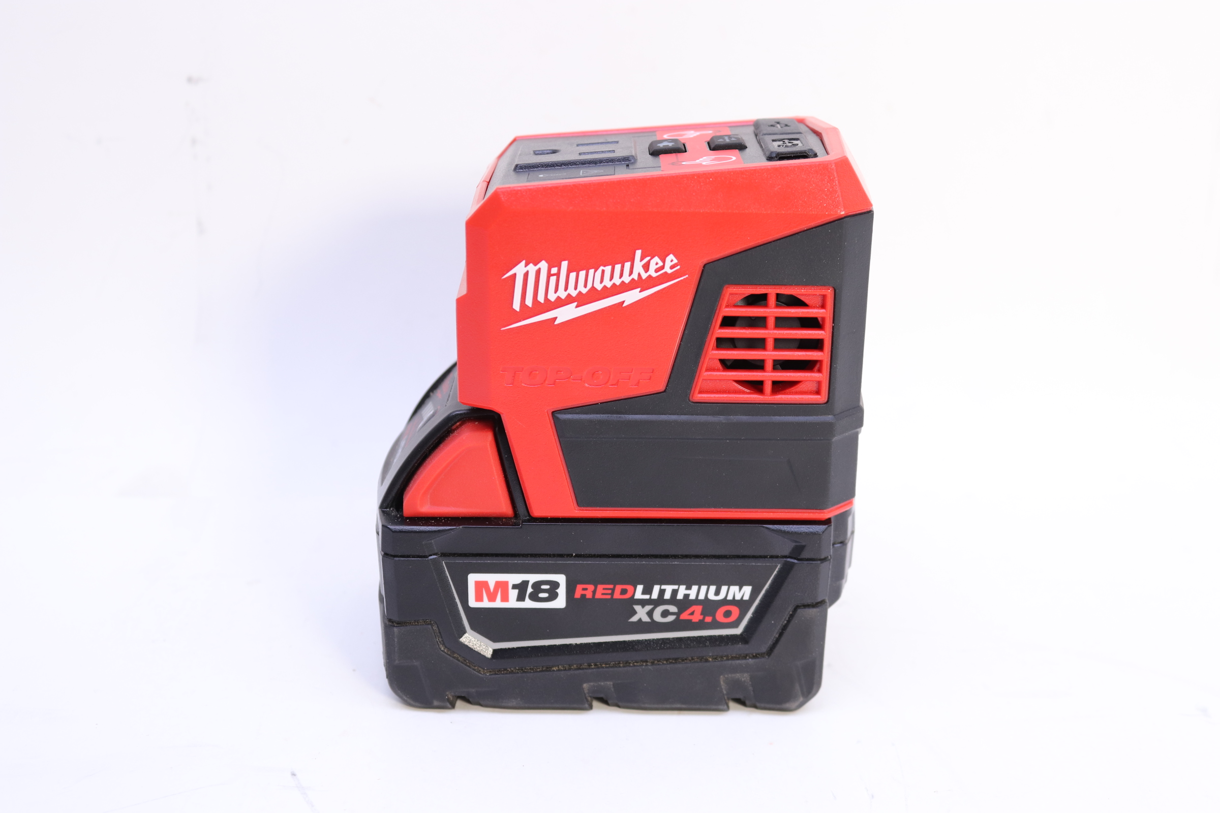 Milwaukee 2846-20 M18 18-Volt Lithium-Ion 175-Watt Powered Compact Inverter
