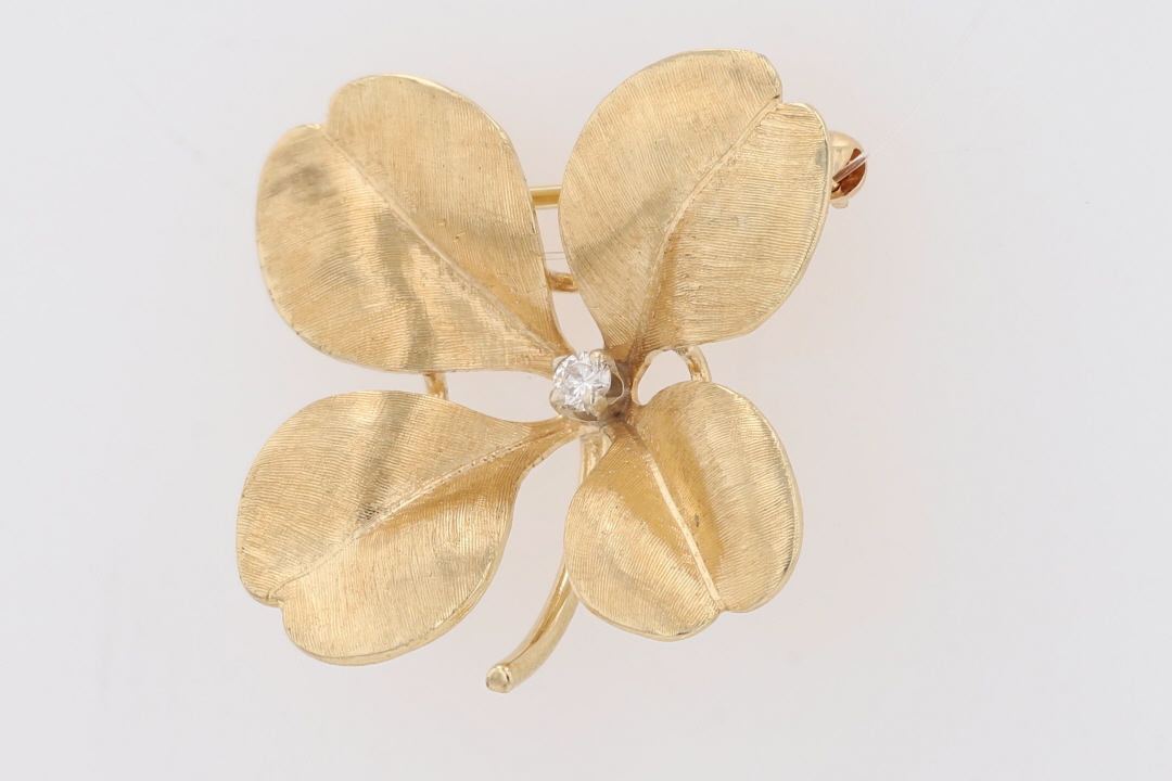 .05ct Round Diamond Solitaire Four Leaf Clover Pin 14k Yellow Gold 3.57 ...