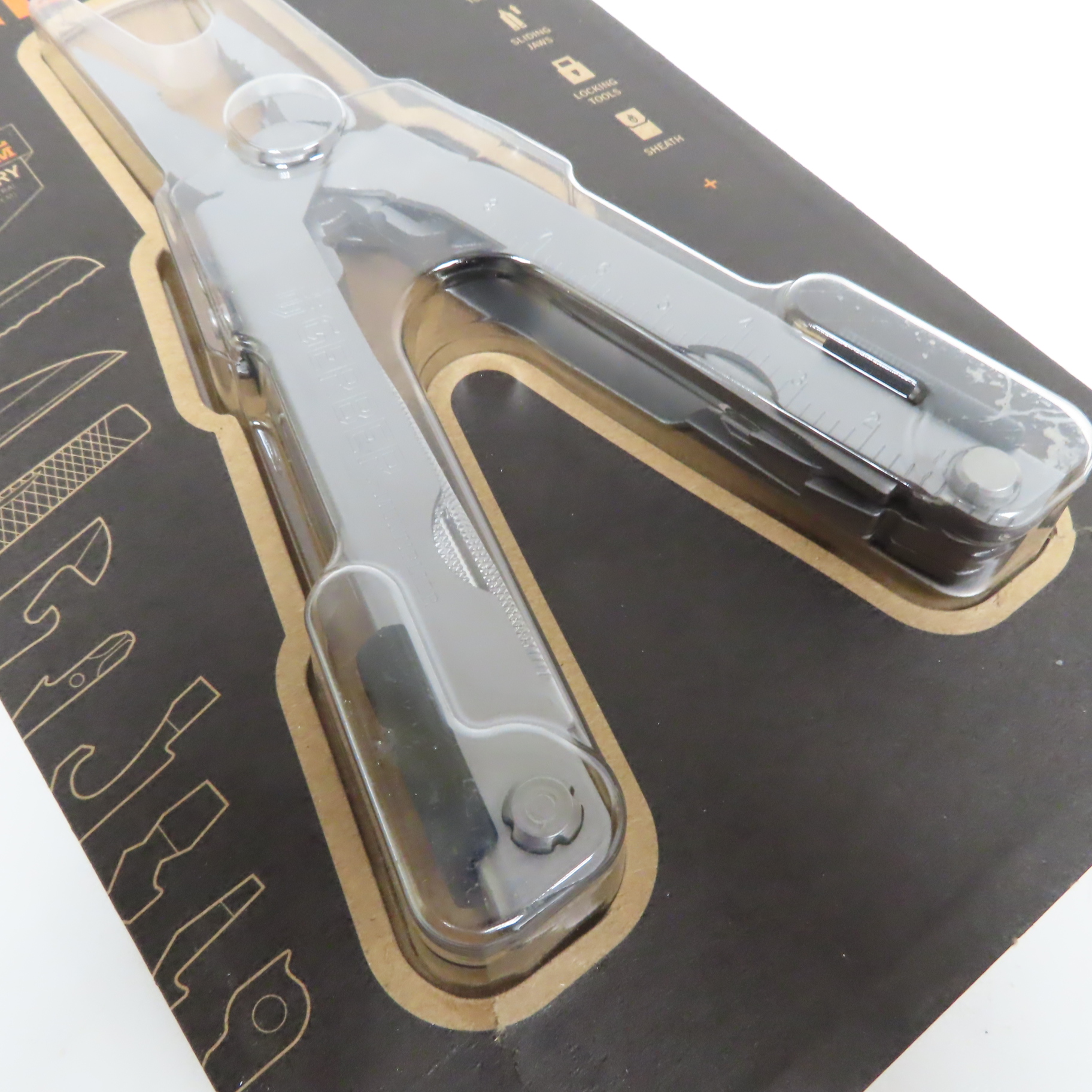 Gerber Legendary Knives 47530 MP600 Basic 14-Tool Multi-Tool (In Box) 3380