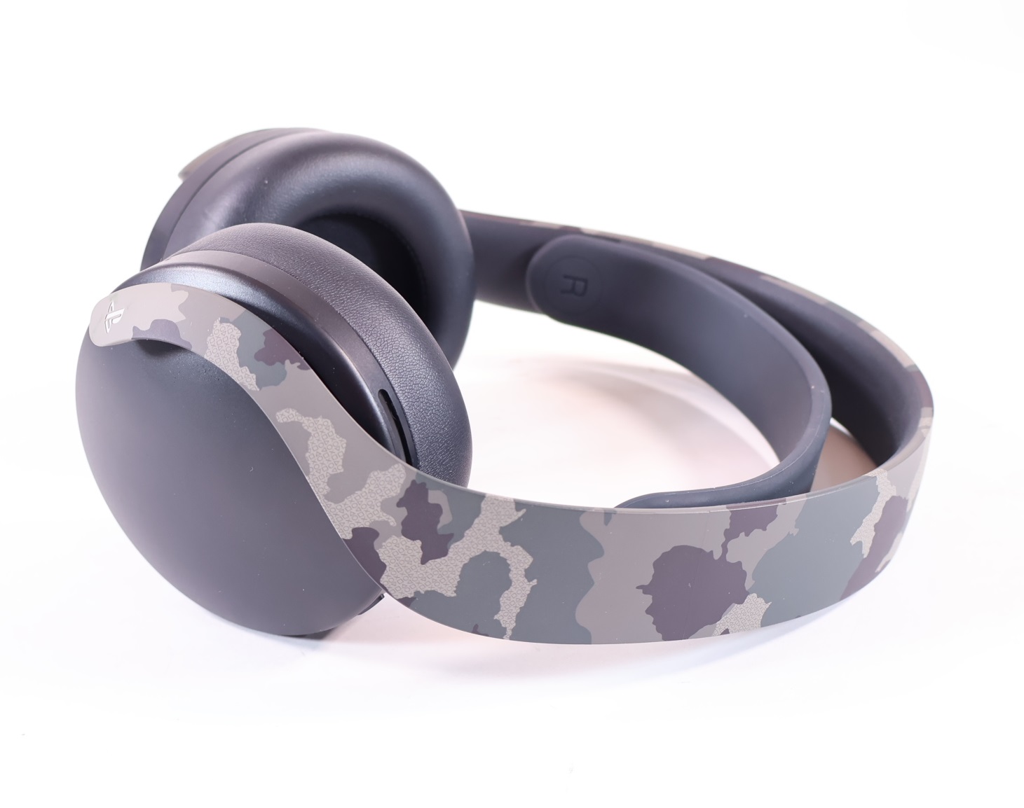 Sony PULSE 3D CFI-ZWH1 PS5, PS4 and PC Rechargeable Wireless Gaming Headset