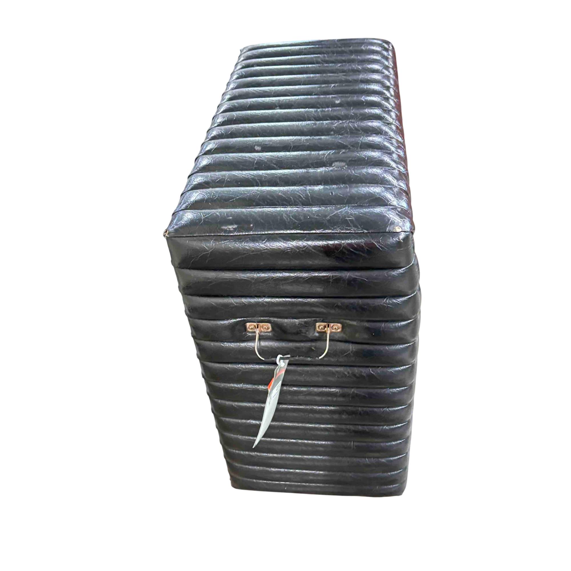 Kustom K150-6 Combo Padded Guitar Amplifier - Local Pickup Only