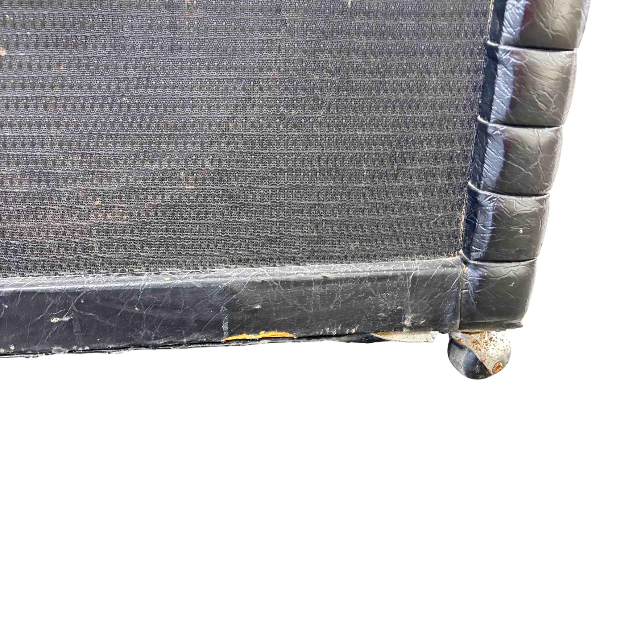 Kustom K150-6 Combo Padded Guitar Amplifier - Local Pickup Only