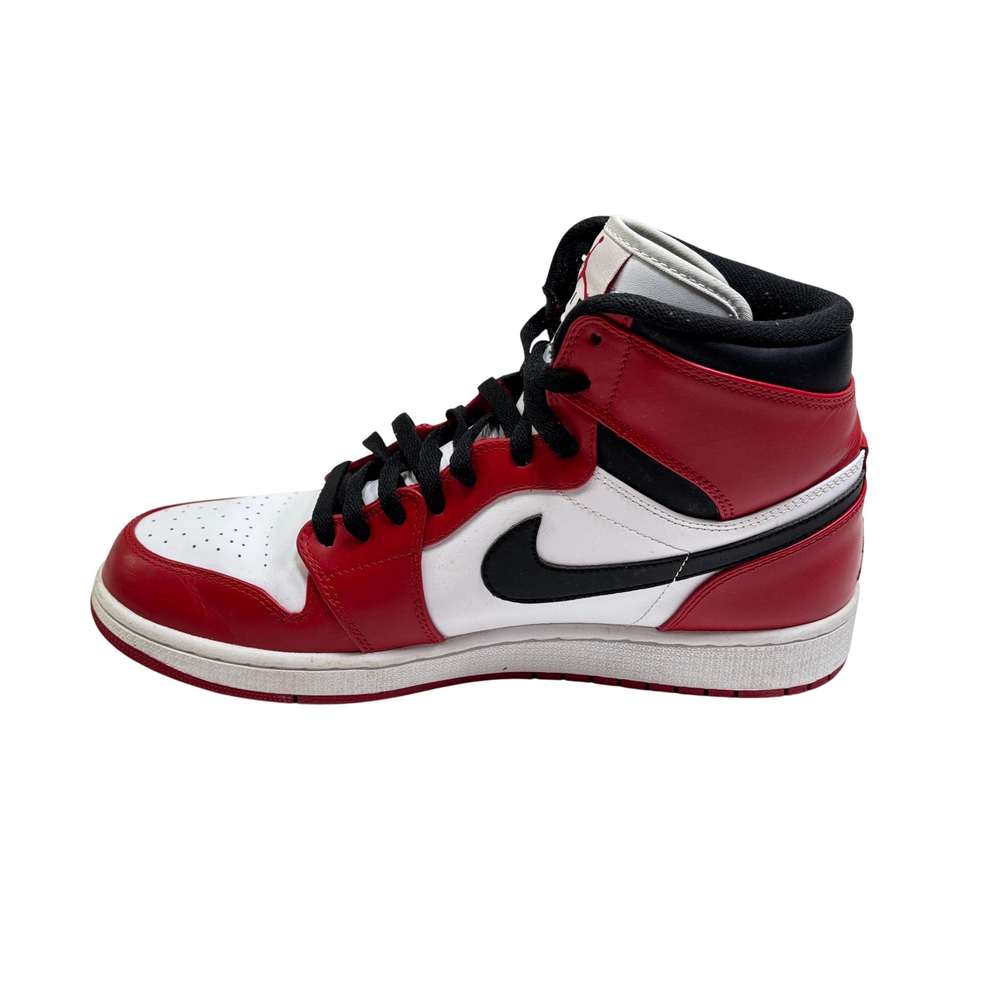 Nike Air Jordan 1 Retro High Chicago 332550-163 Size 12 Sneakers
