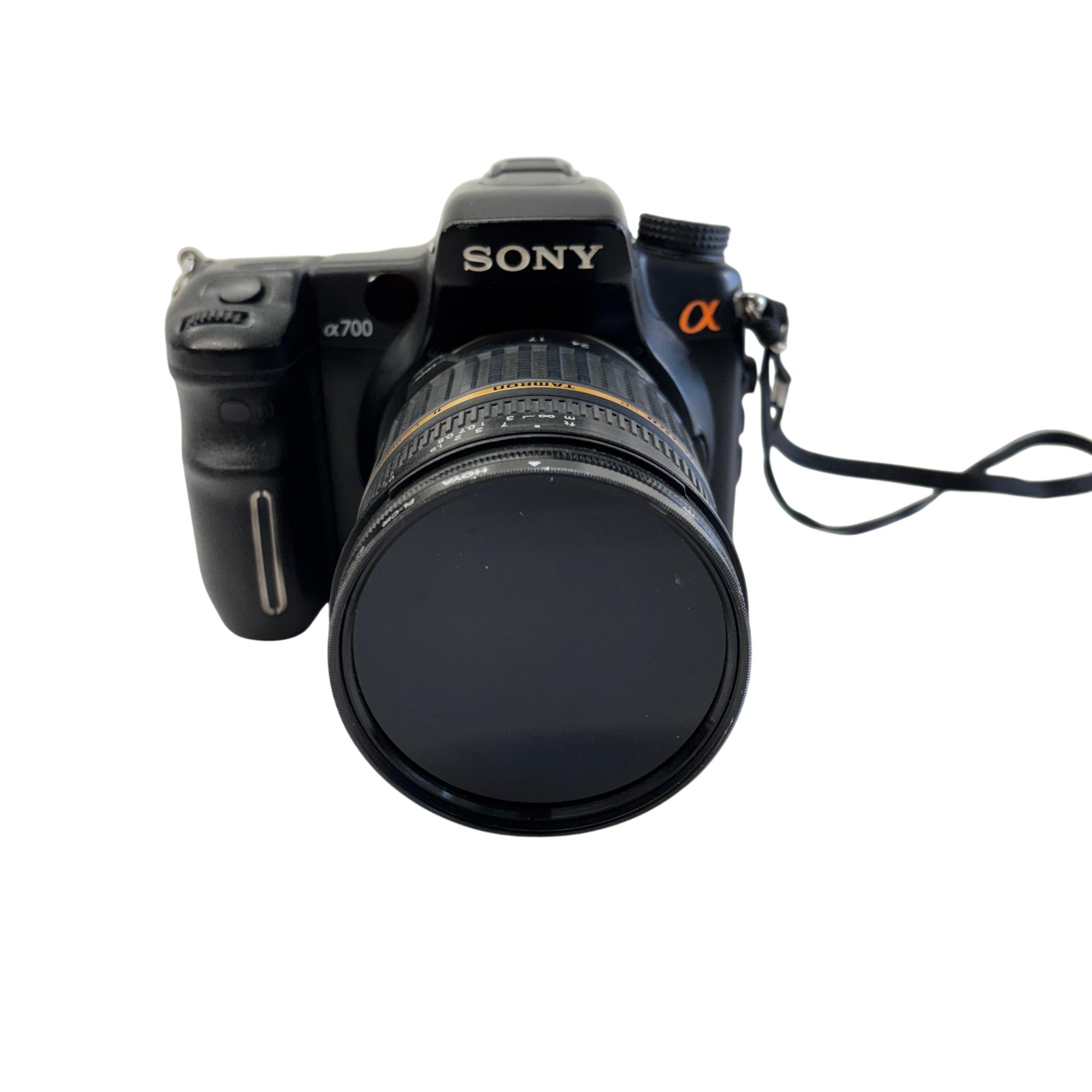Sony Alpha DSLR-A700 12.2MP Digital SLR Camera 17-50mm 1:2.8 Lens