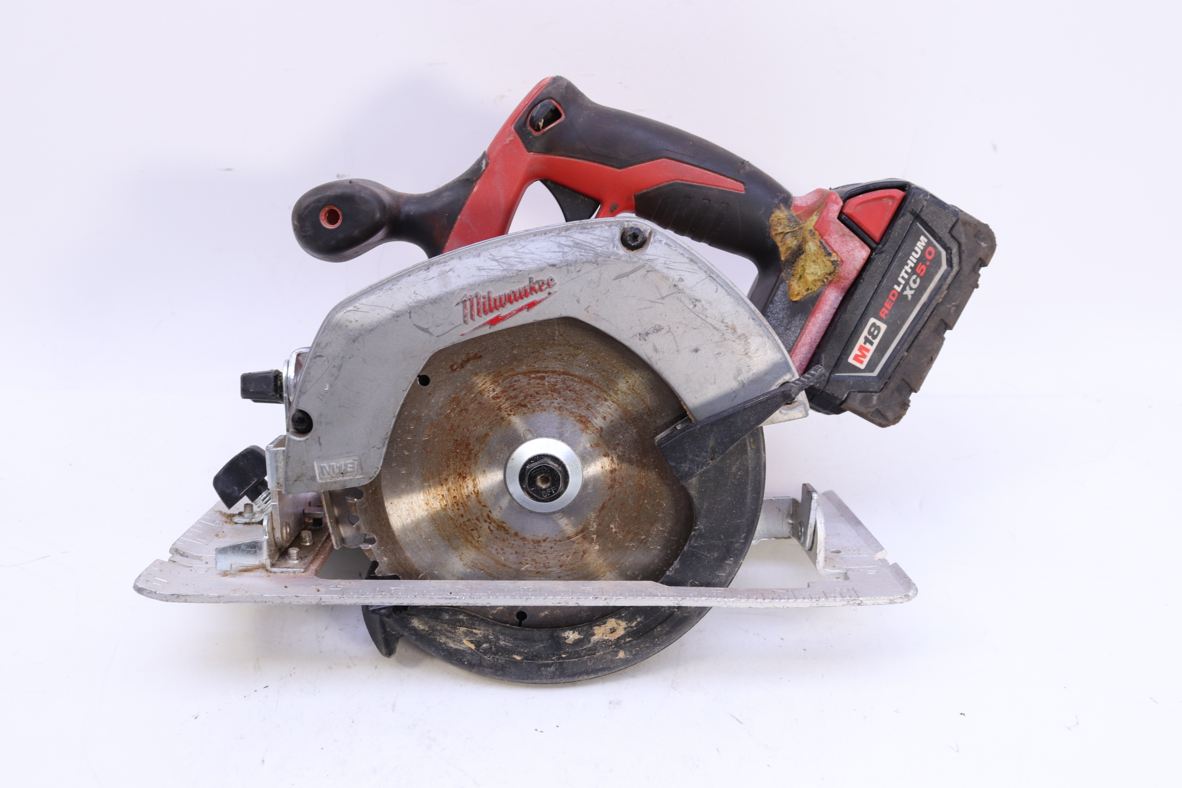 Milwaukee 2630-20 M18 18V Lithium-Ion 6-1/2" Cordless Circular Saw