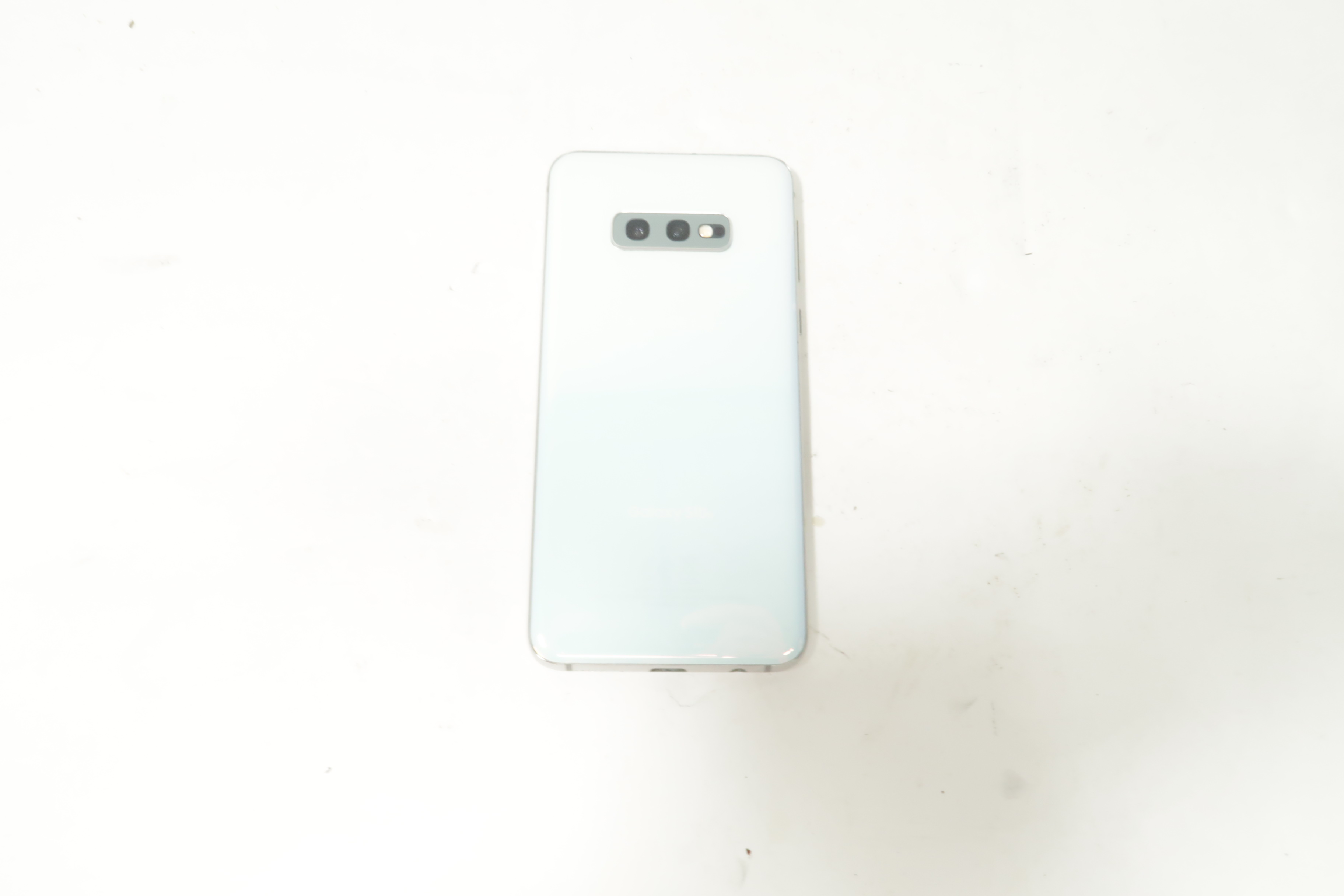 Samsung Galaxy S10E SM-G970U 128GB Unlocked Android Smartphone