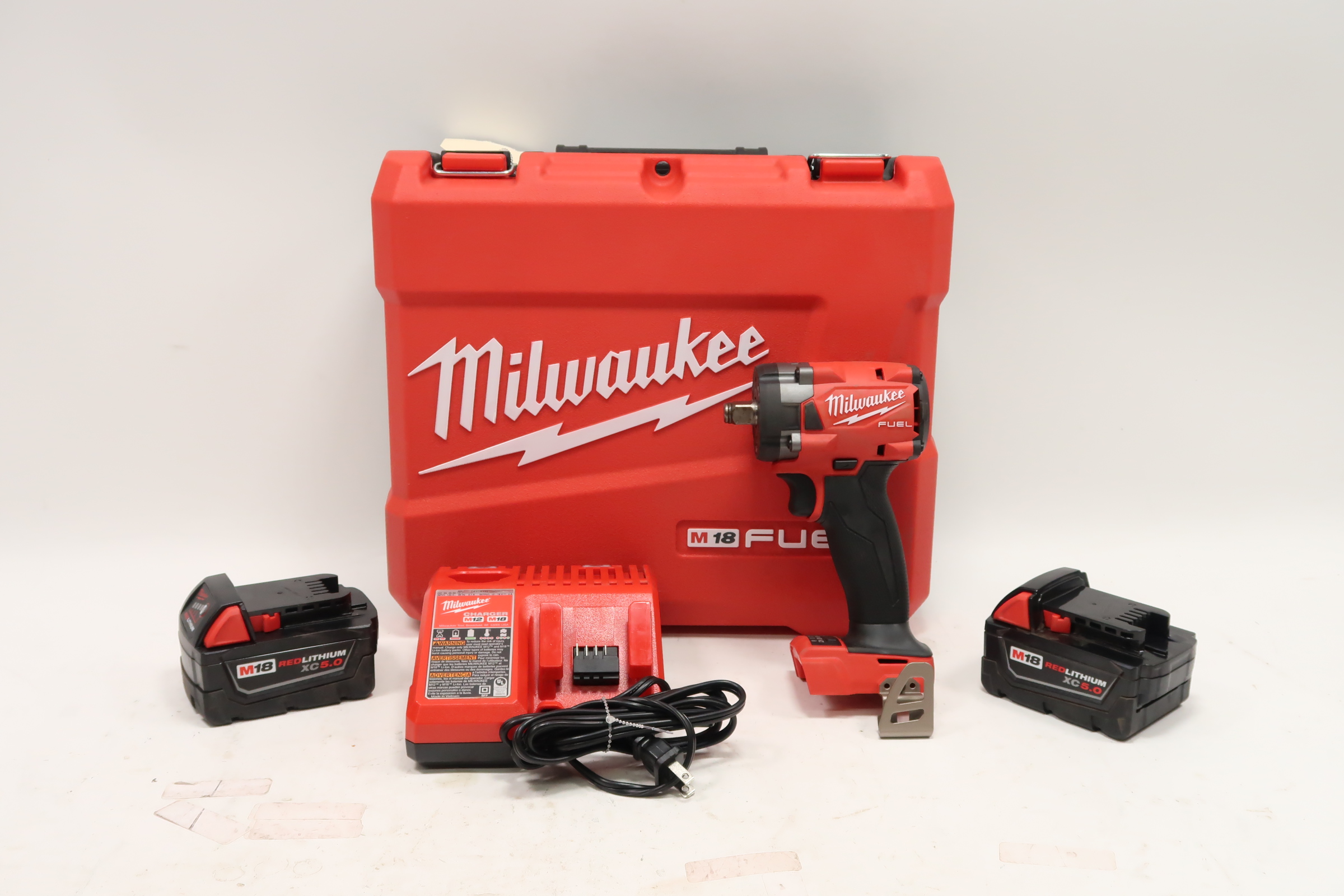Milwaukee 2855-22 M18 FUEL 1/2" Compact Impact Wrench Kit