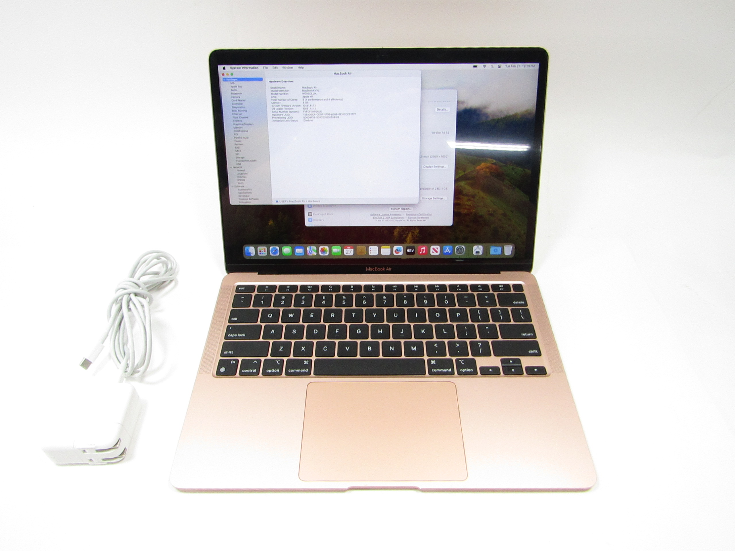 Apple MacBook Air 2020 MGN63LL/A Apple M1 3.2GHz 8GB RAM 256GB SSD 13.3"